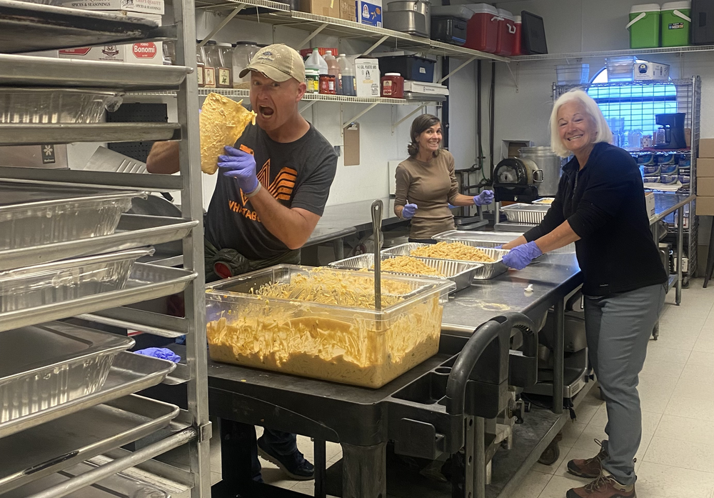 Non-Profit Volunteer — Kitchen One for One