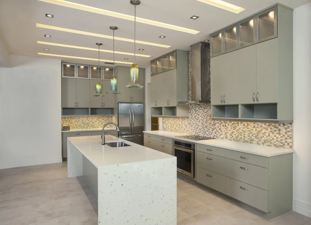 About Lisa Sutherland — Sutherland Design Group