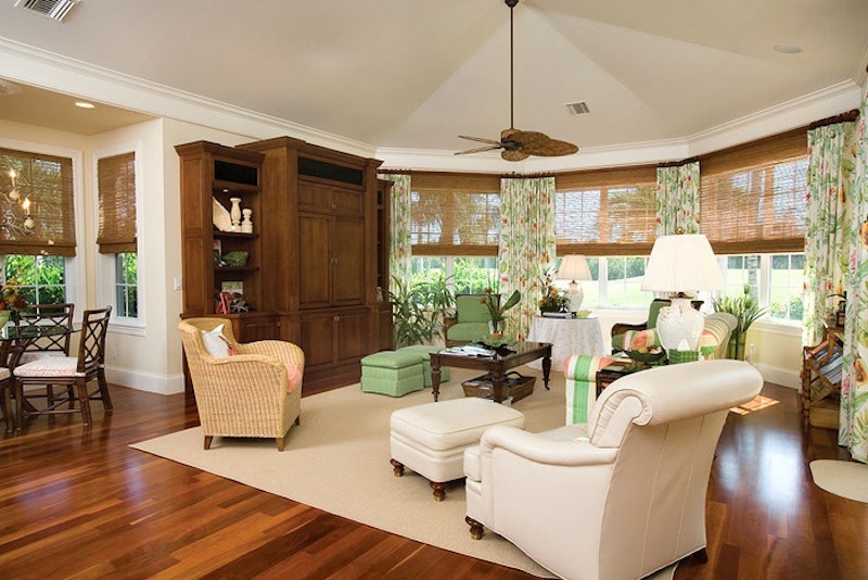 About Lisa Sutherland — Sutherland Design Group