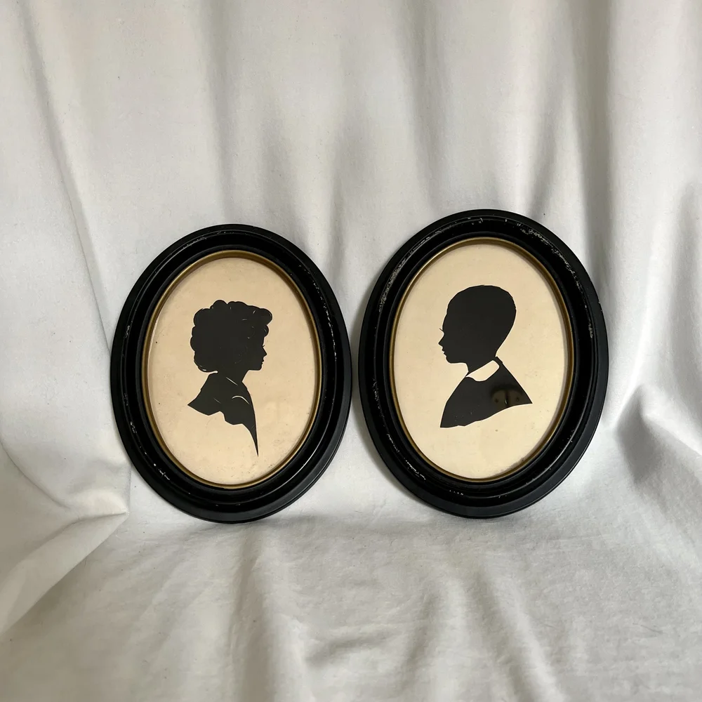 Antique Oval Frame Silhouette