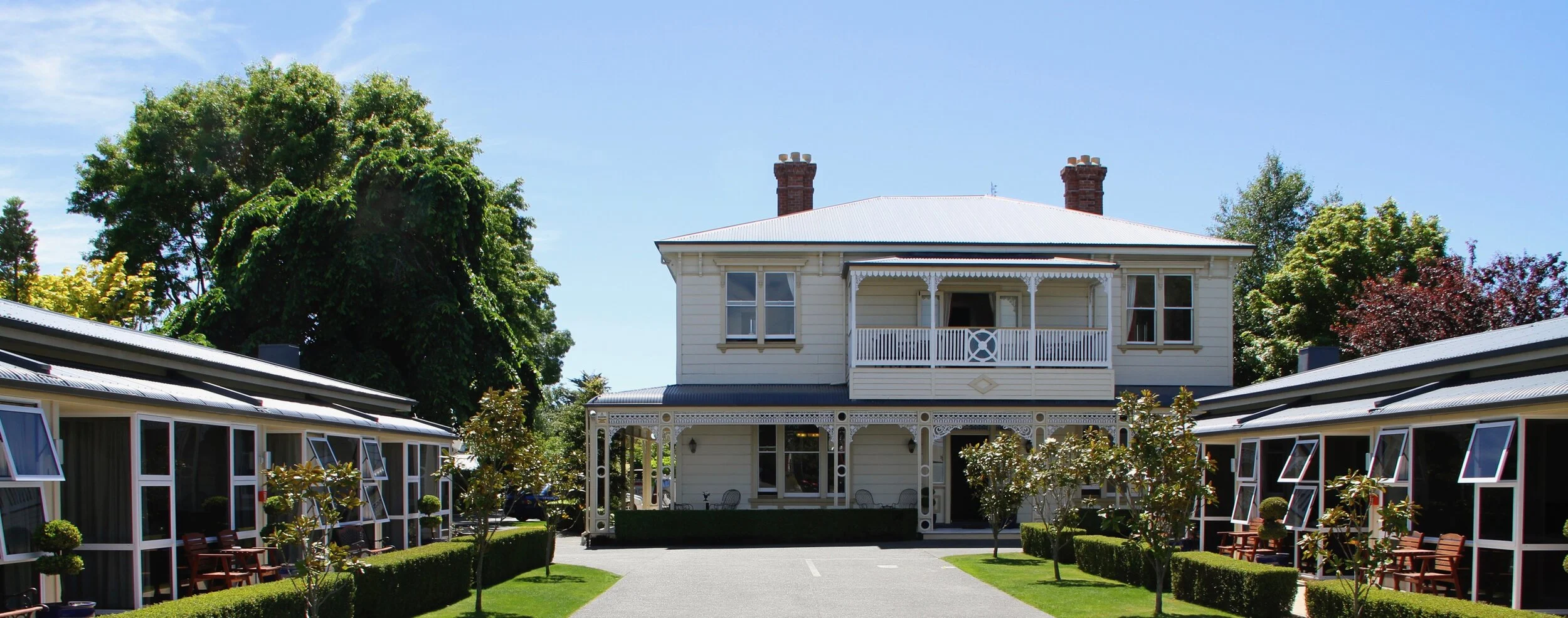 About The Manor | Luxury Accomodation Christchurch — Merivale Manor