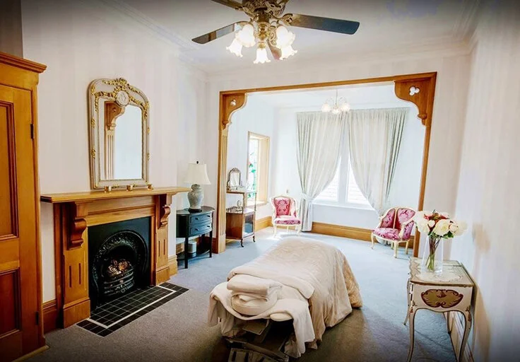 Around The Manor — Merivale Manor