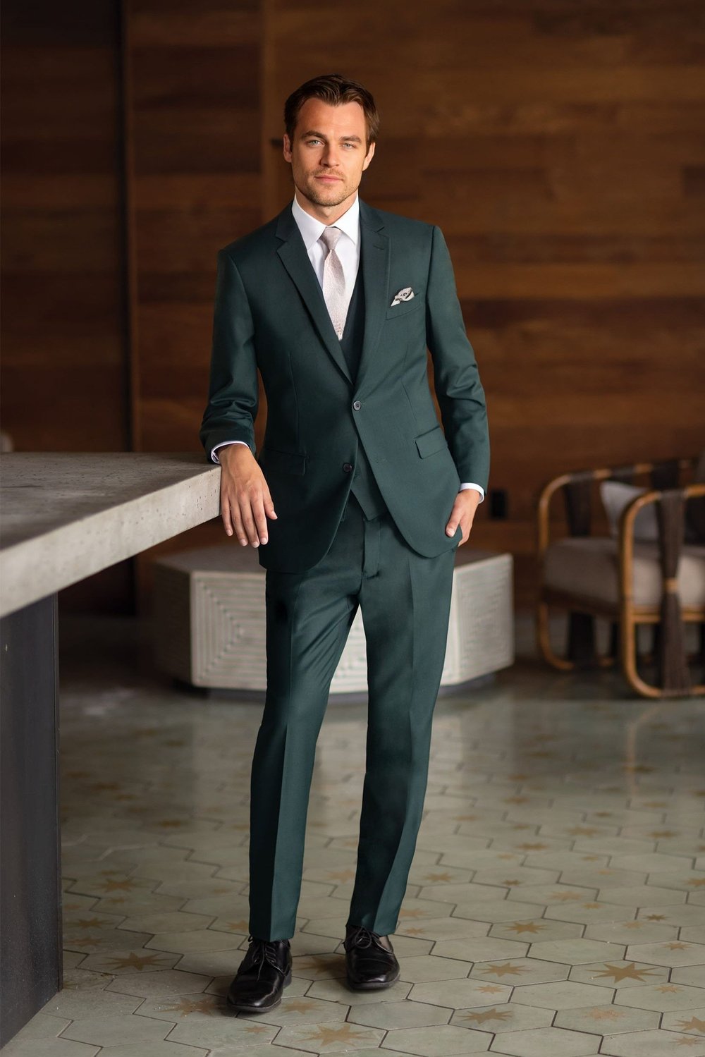 Traje Crema Claro Stretch | Chaleco Tuxedos | Puerto Rico