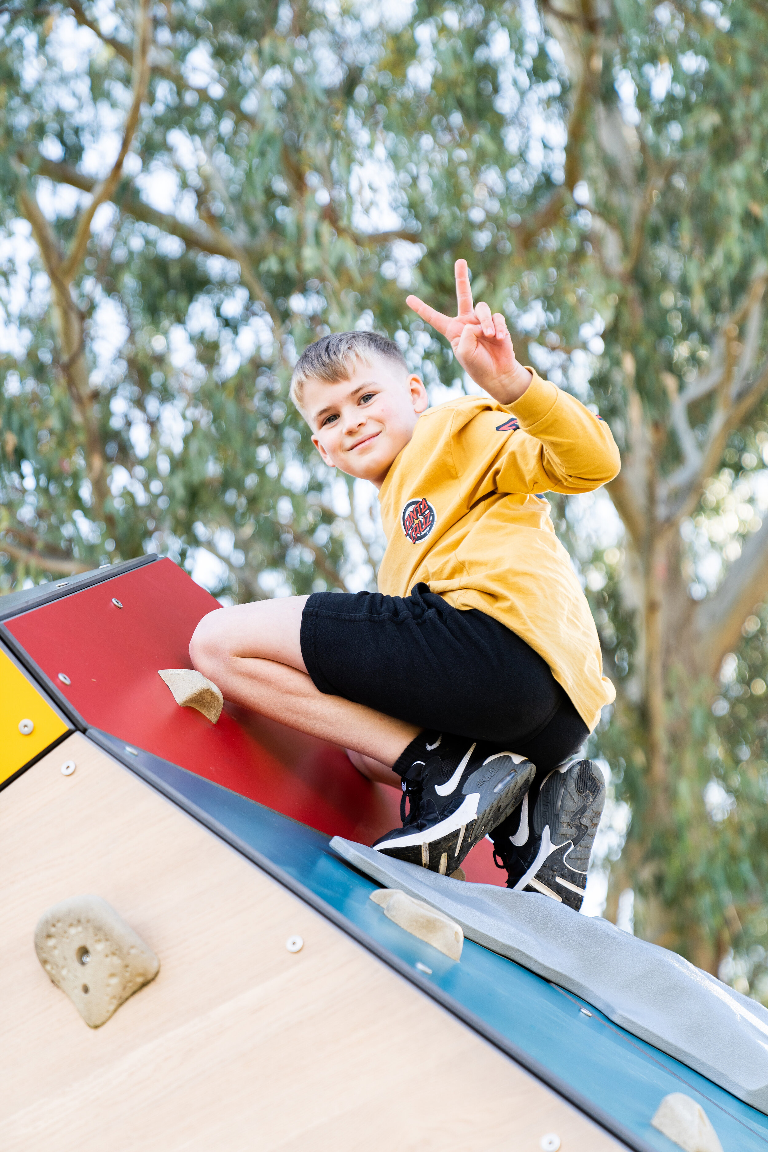 Kelly Nicholson's Instagram, Twitter & Facebook on IDCrawl