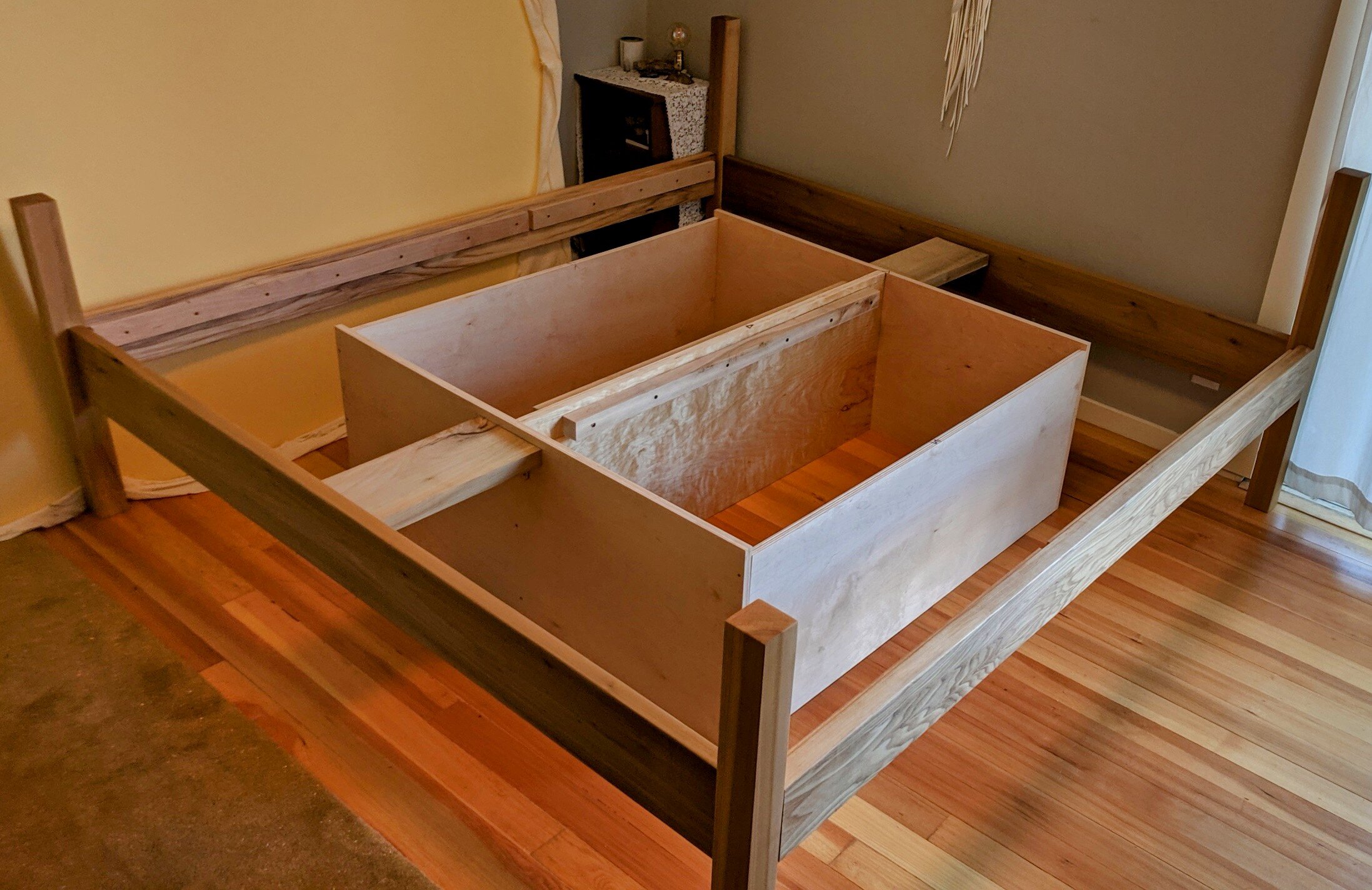 Poplar Low Post Bed — Goodfeller Woodworks