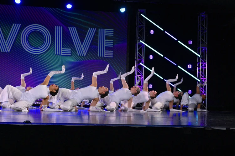 Entry Guidelines — Evolve Dance Competition