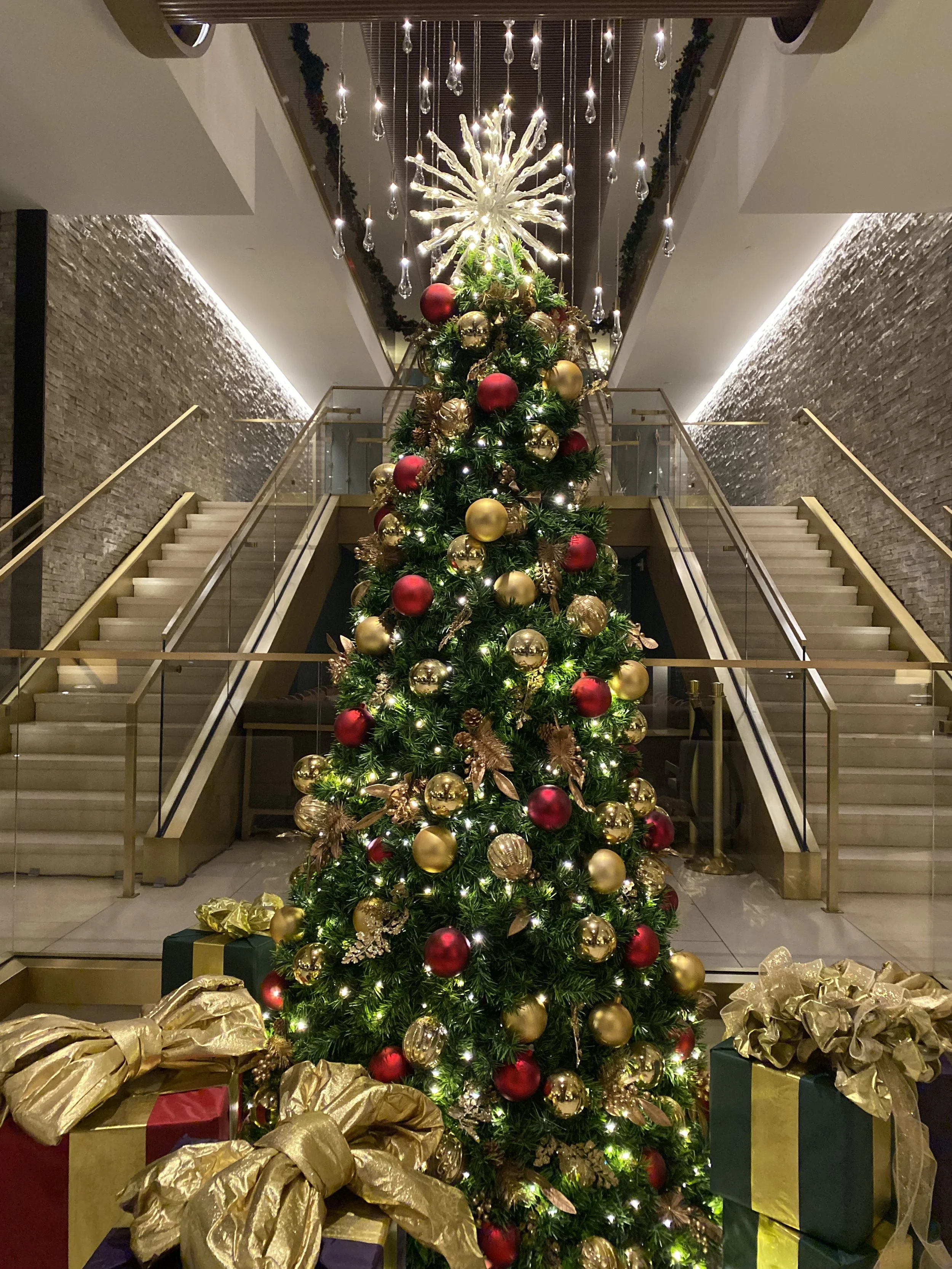 5 Unique ways to Spend the Winter Holidays — CHOP LIFE AND TRAVEL