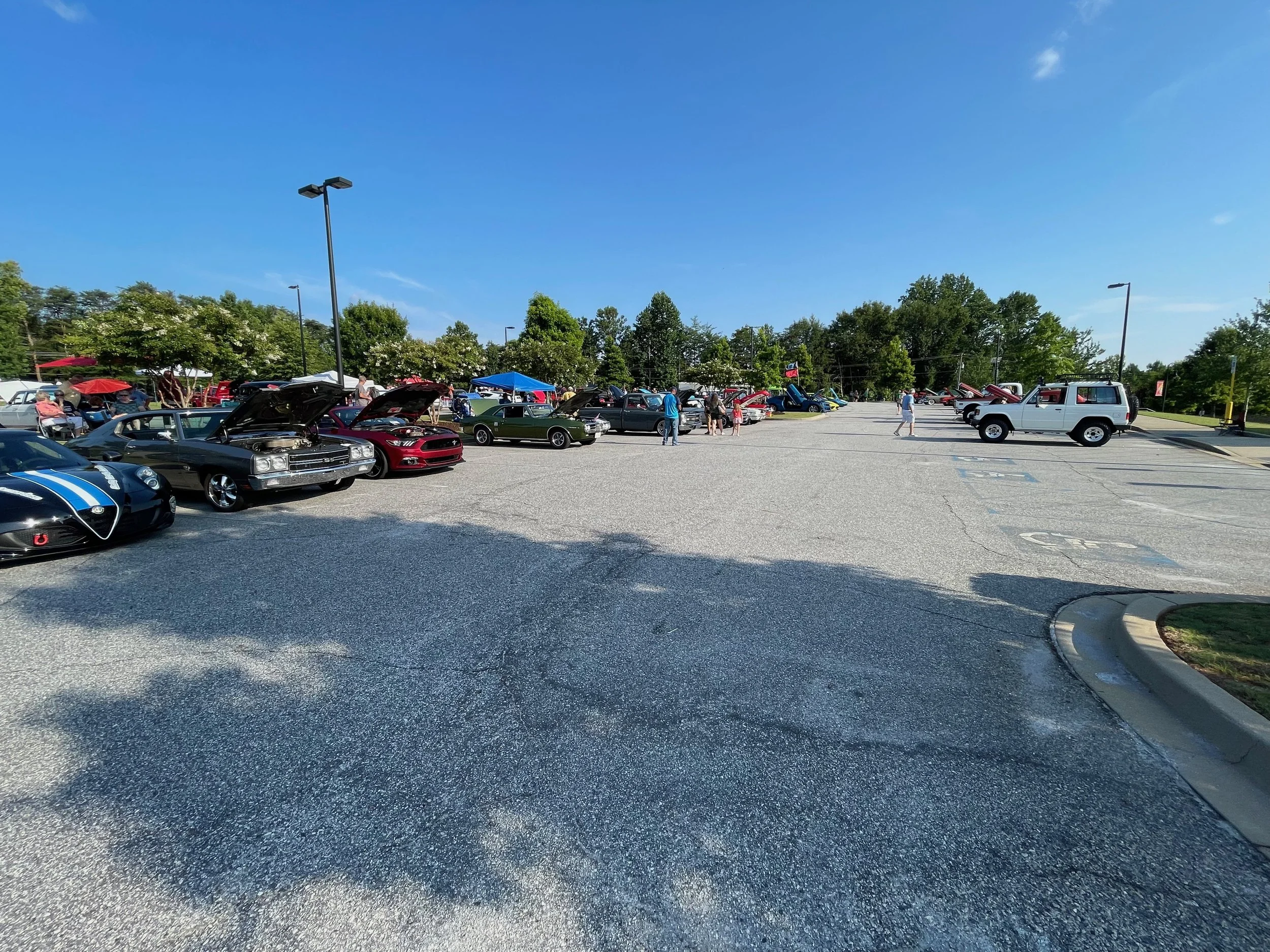 2023-07-29 LEO Santa Car Show — Ridge Runner Corvettes