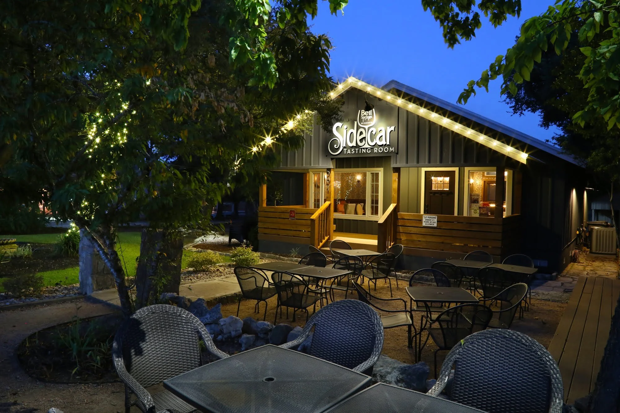 Sidecar Tasting Room | Wine + Beer + Food | Dripping Springs, TX