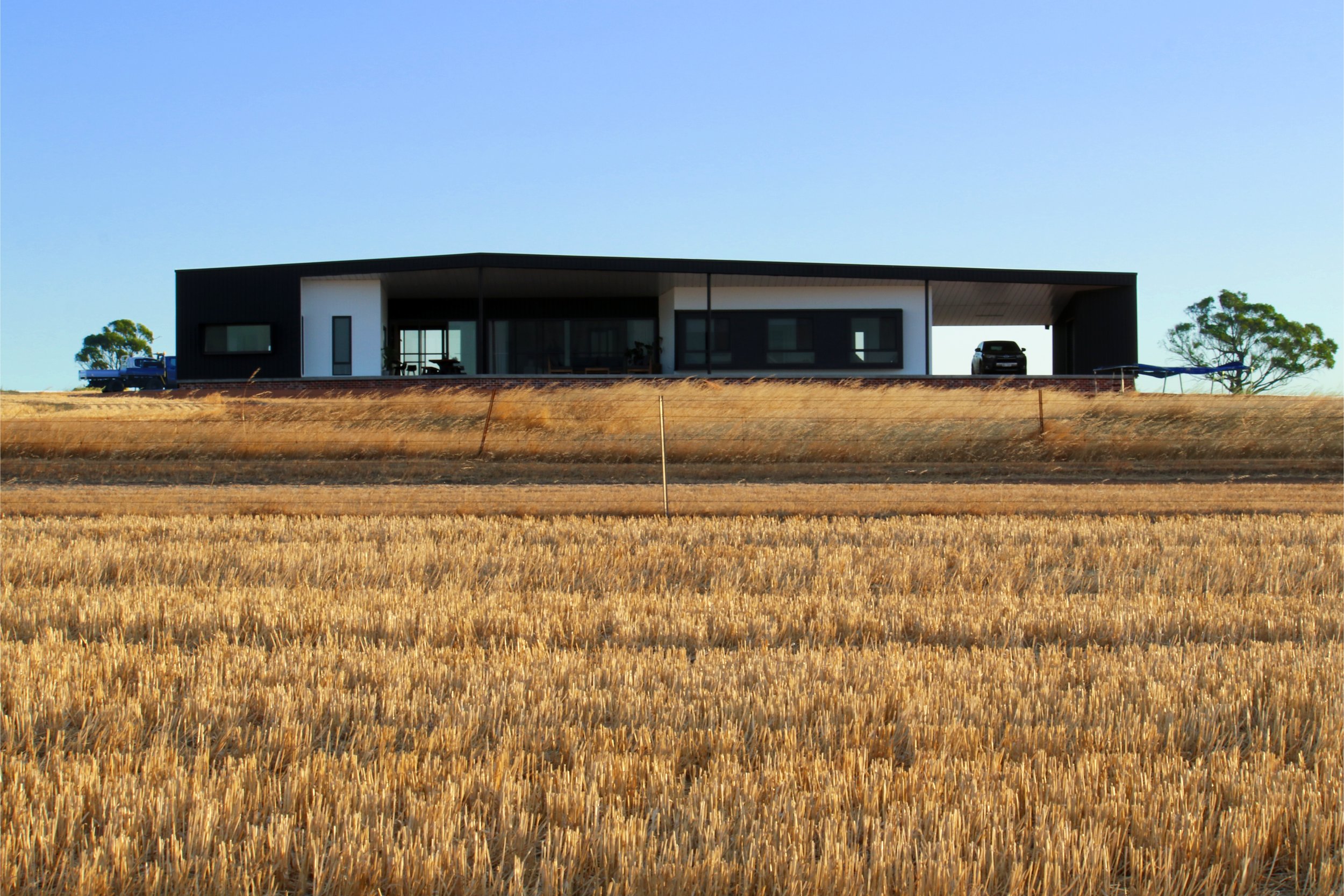 Lakeview - Contemporary Farmhouse in The Great Southern Region ...