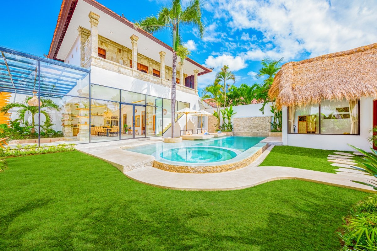 Coastal Grand Villas