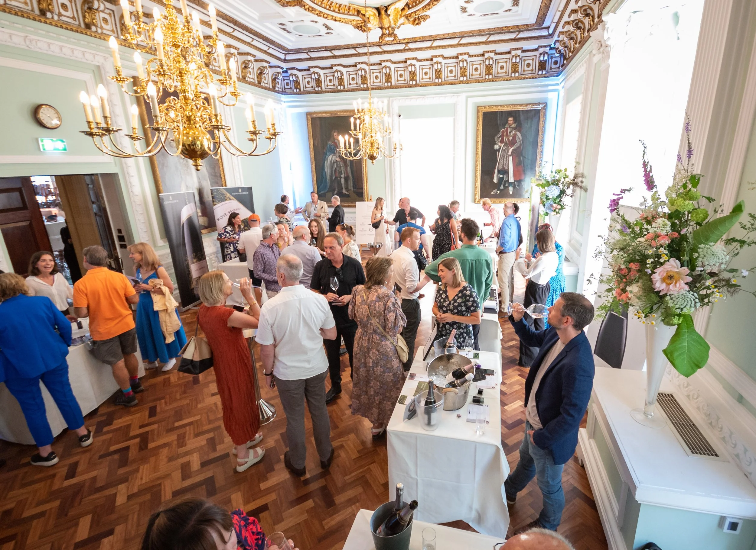 This Is Your Last Chance To Book Tickets To Searcys Bubbly Show — CONSOMMÉ