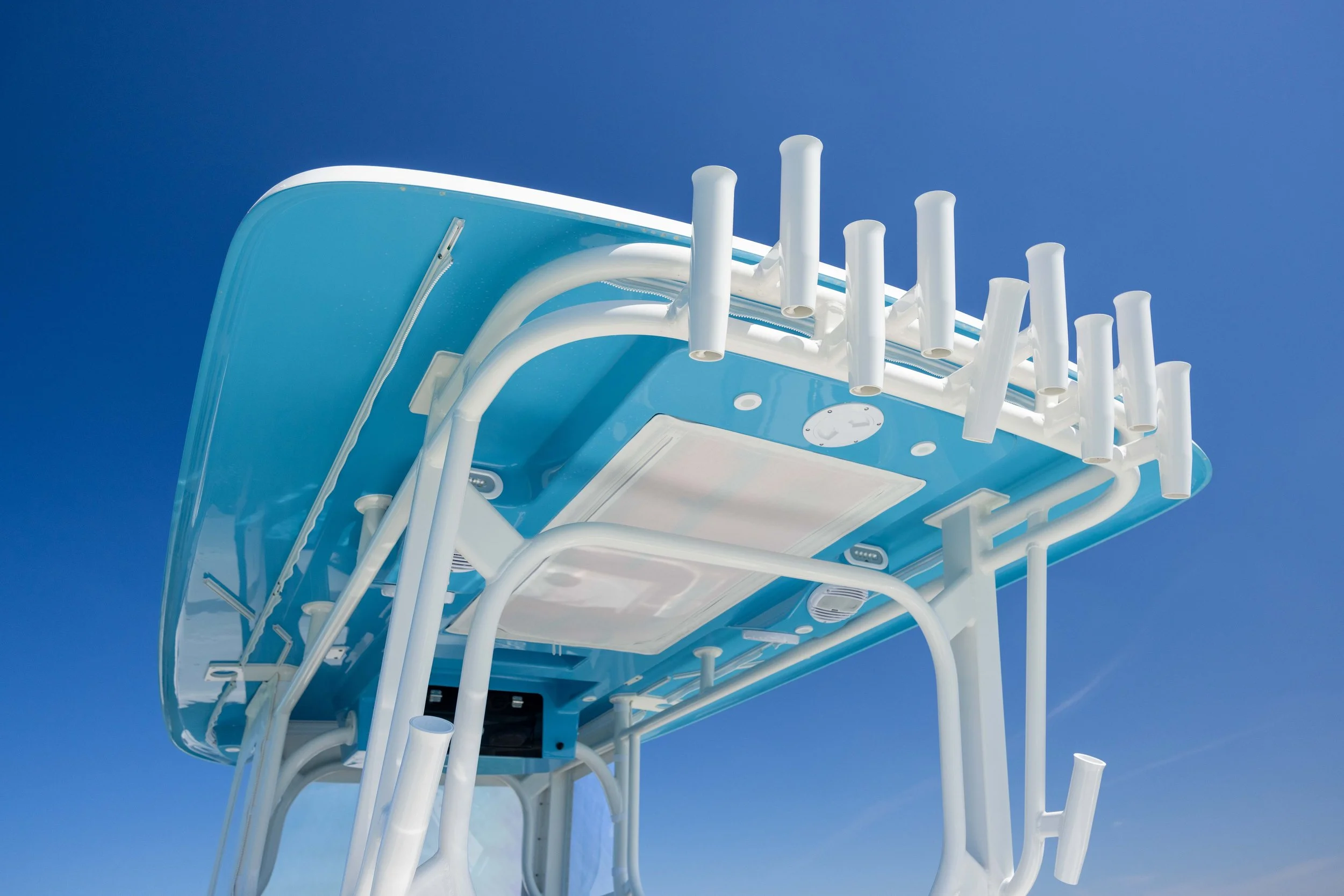 Calcutta 323 Catamaran — Calcutta Marine International LLC