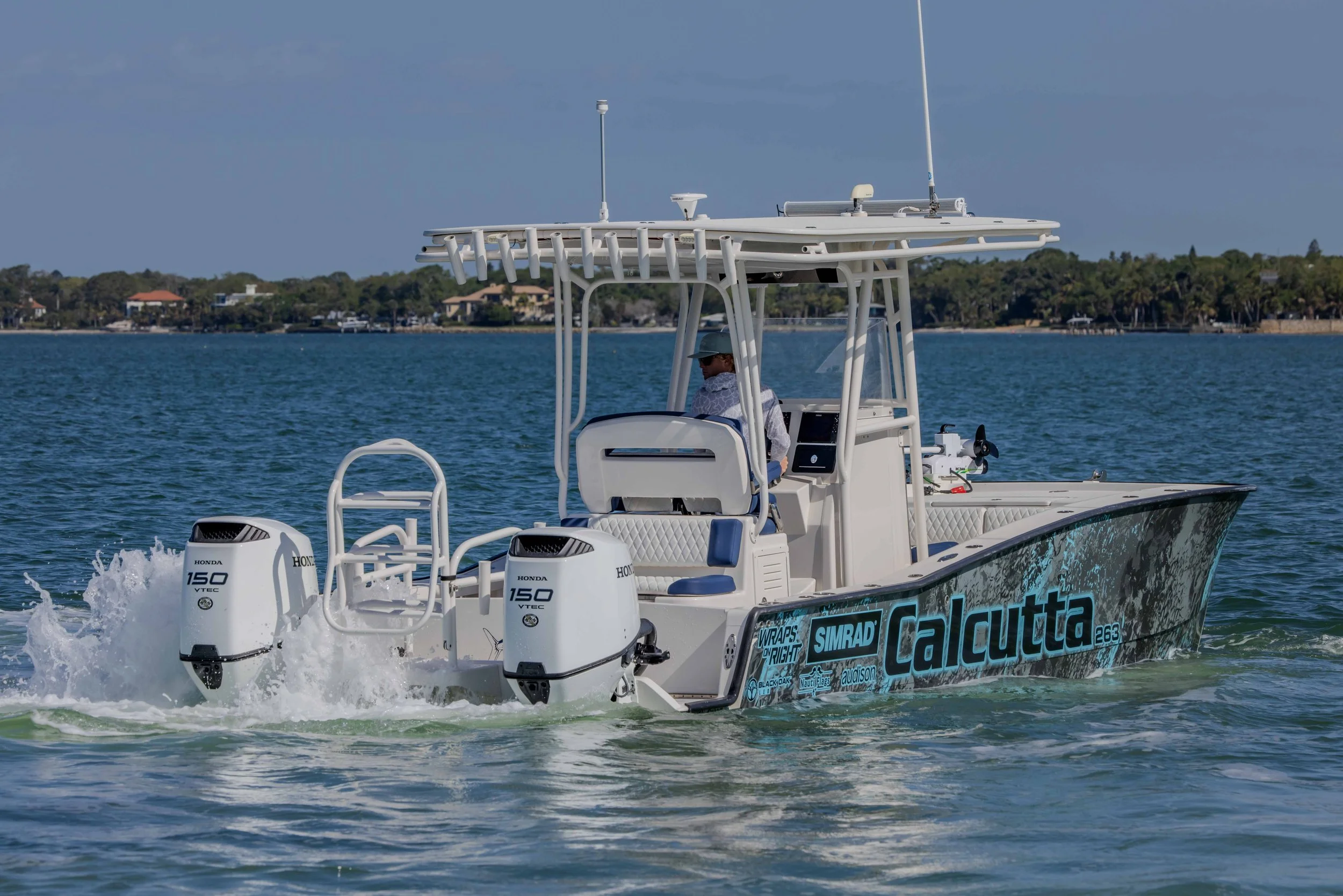 Calcutta 263 Catamaran — Calcutta Marine International LLC