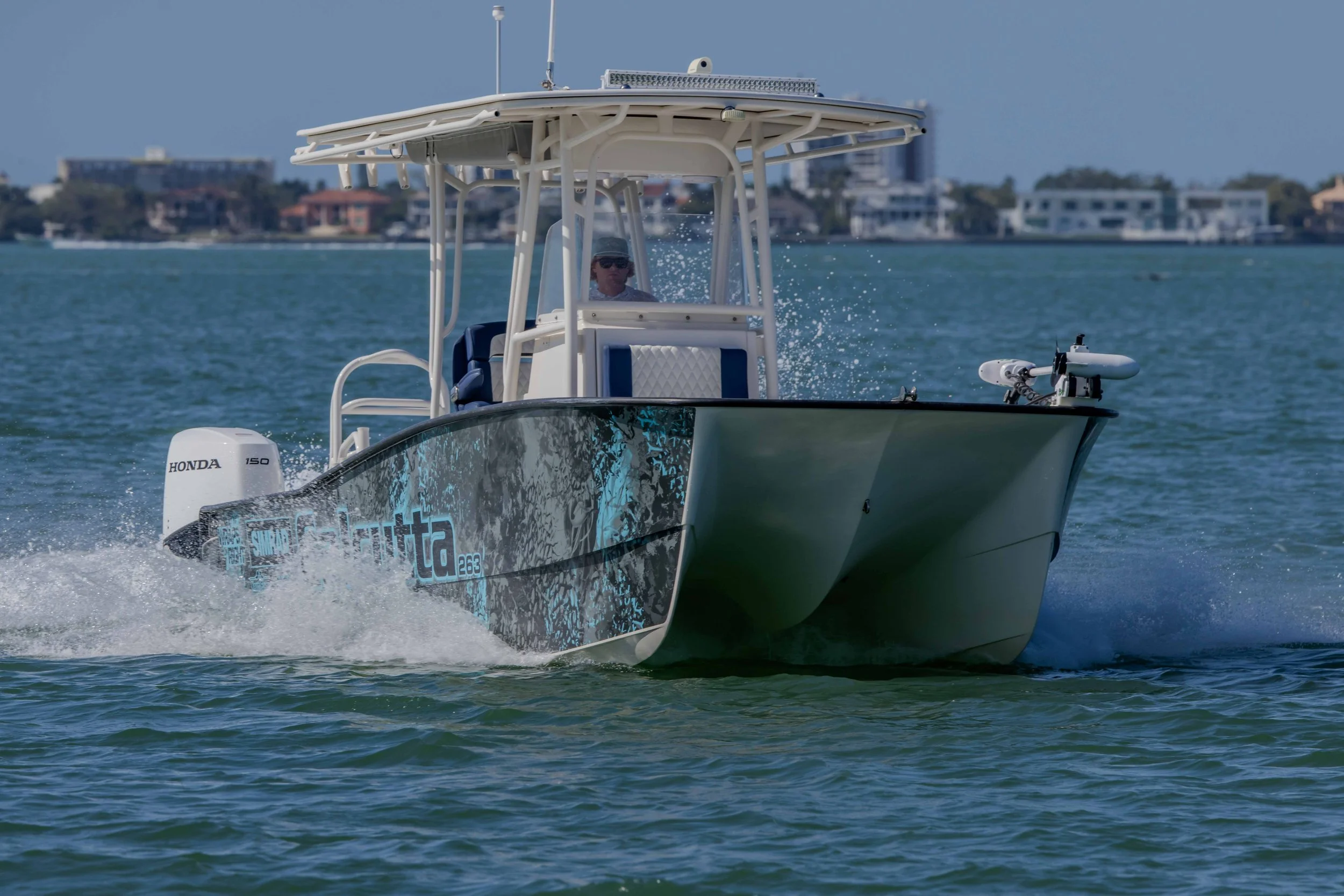 Calcutta 263 Catamaran — Calcutta Marine International LLC