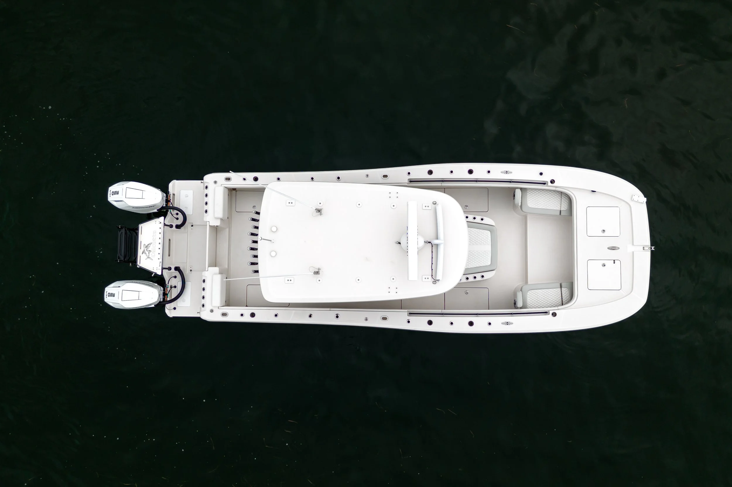 Calcutta 323 Catamaran — Calcutta Marine International LLC