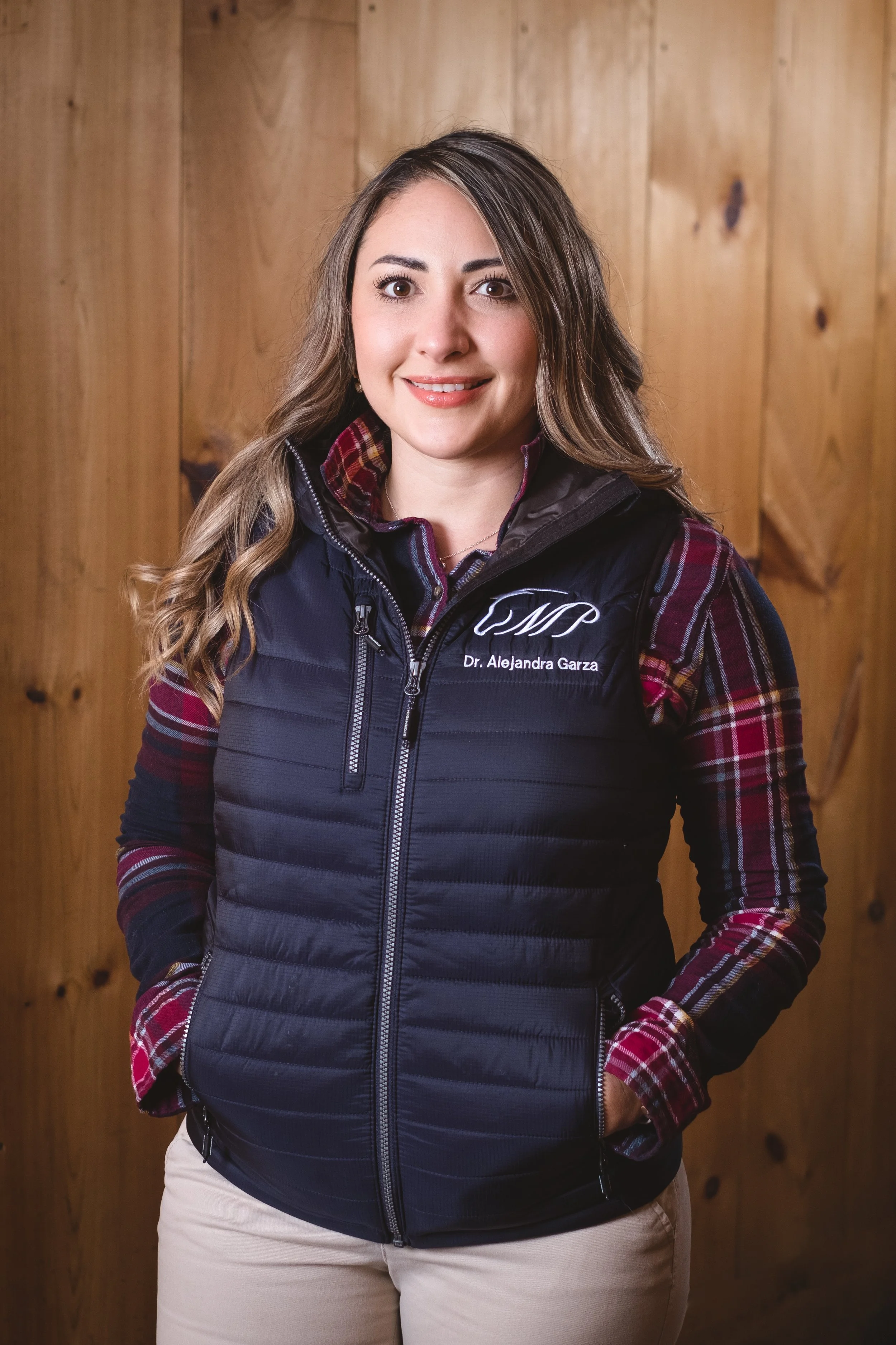 Dr. Alejandra Garza — McKee-Pownall Equine Services