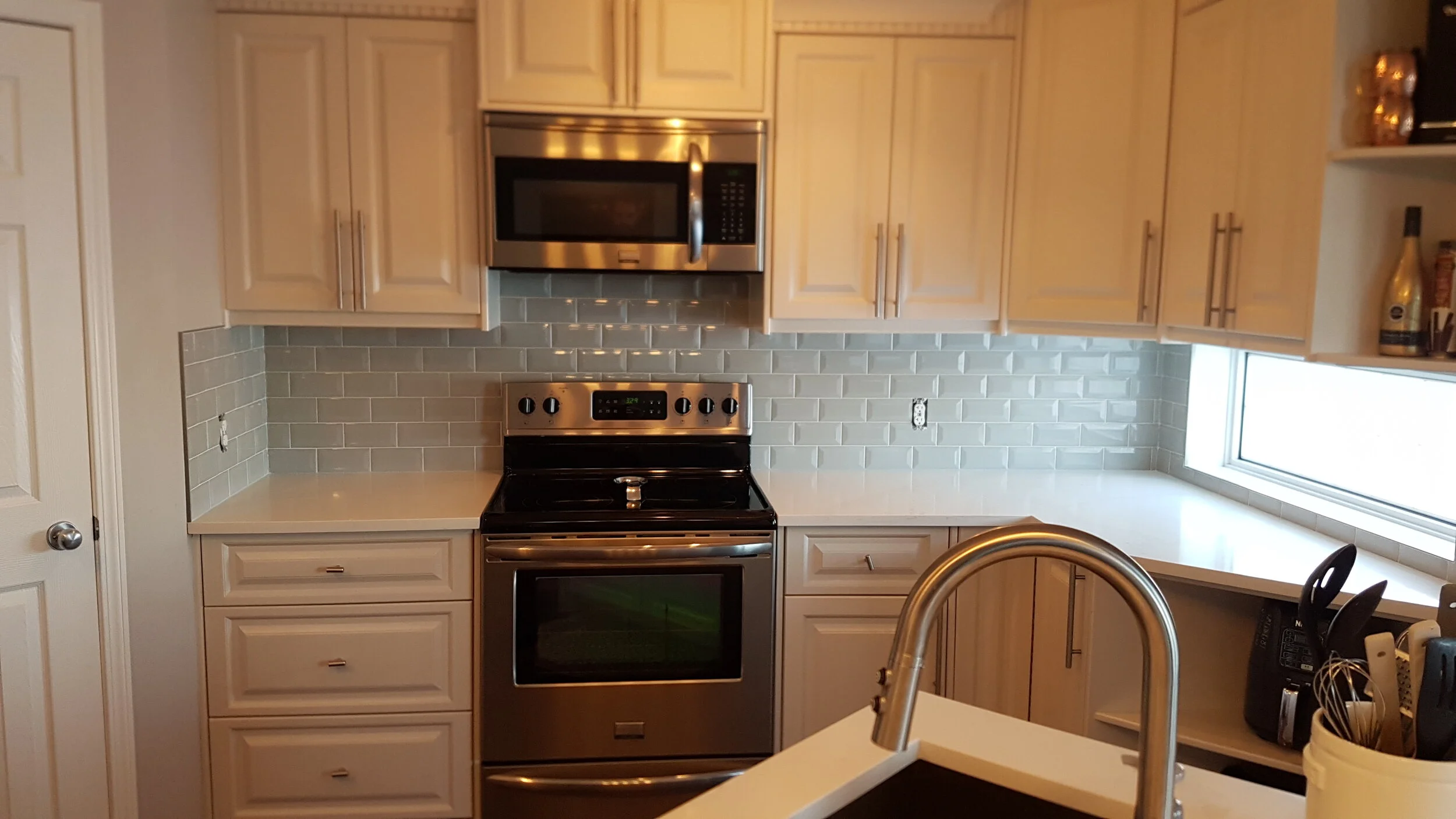 Services — Othello Tile