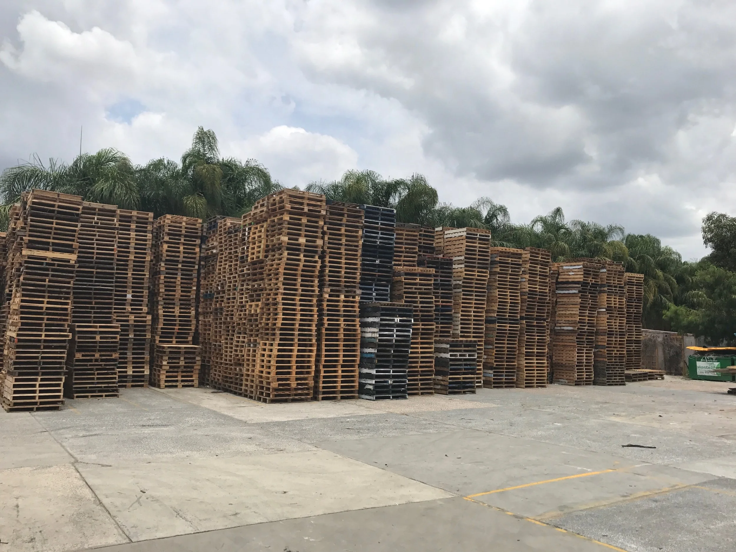 Tom's Pallets Brisbane: New & Recycled Pallets, Fast Delivery