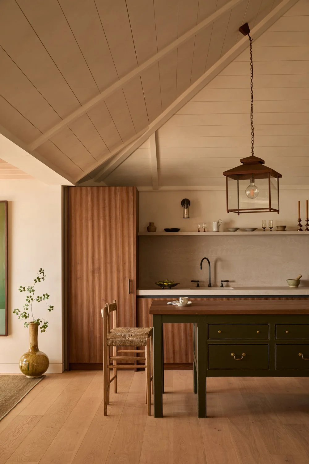 English Beach House — Isabella Worsley | Commercial & Residential Design