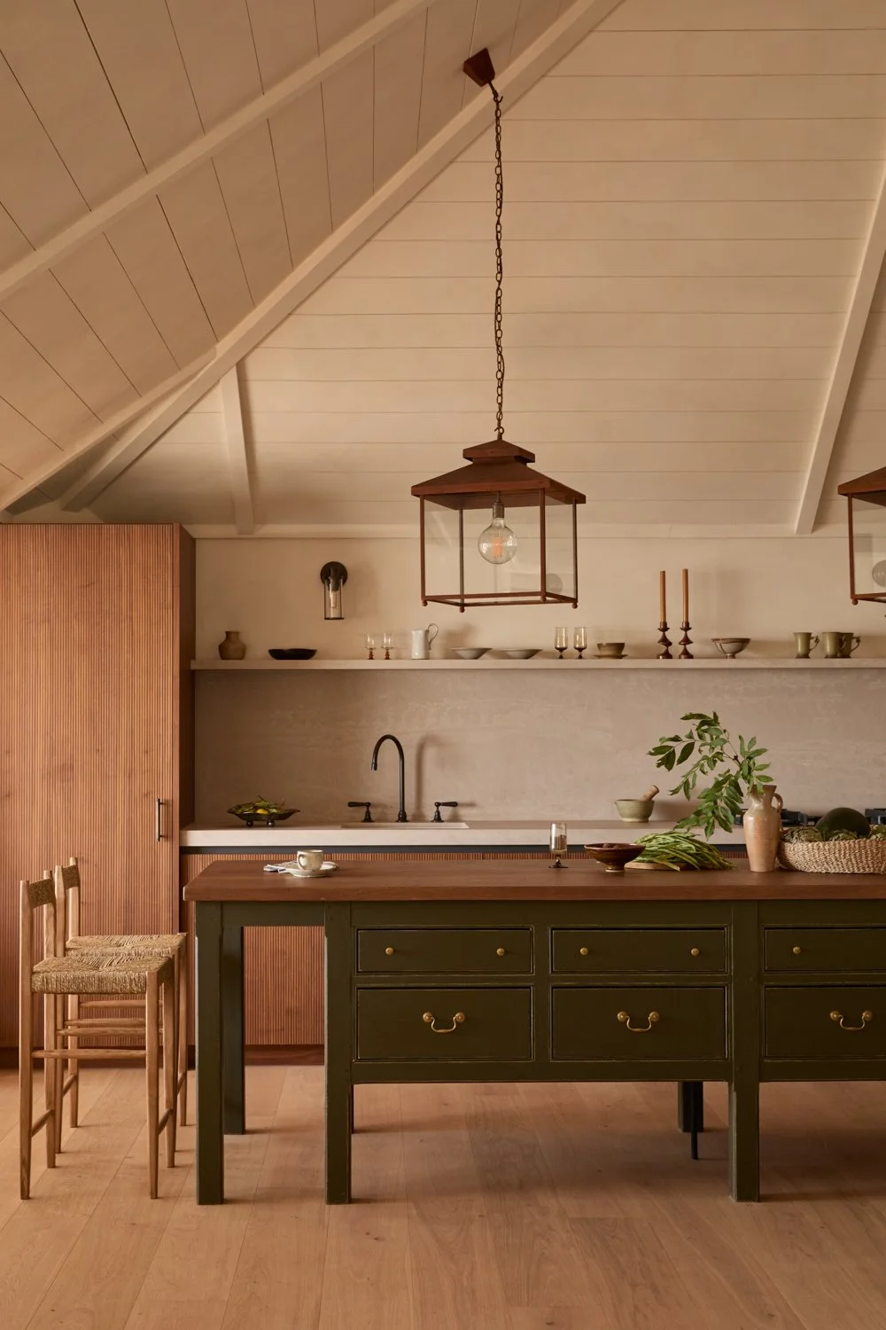 English Beach House — Isabella Worsley | Commercial & Residential Design