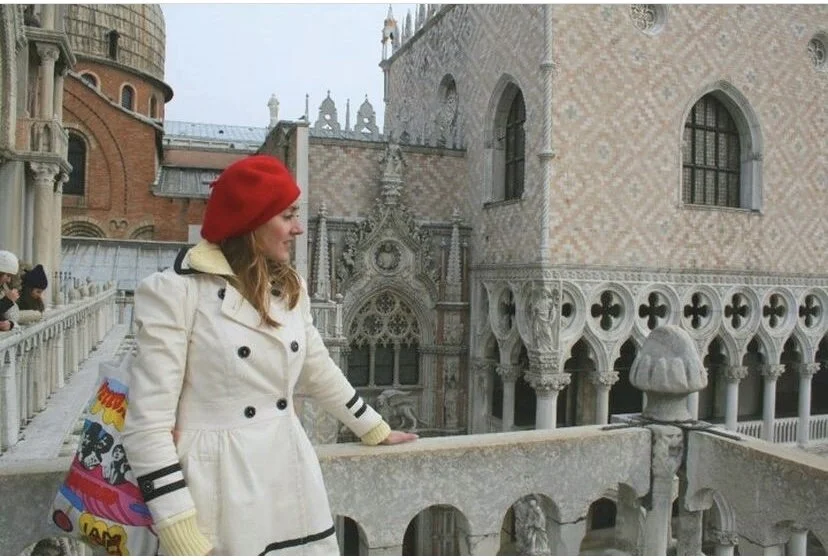 Andrea Jones — VISIONARY ART COLLECTIVE