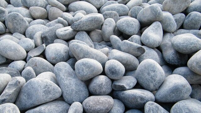 Stones & Pebbles - River Stone 60-150mm — Auckland Landscape Supplies