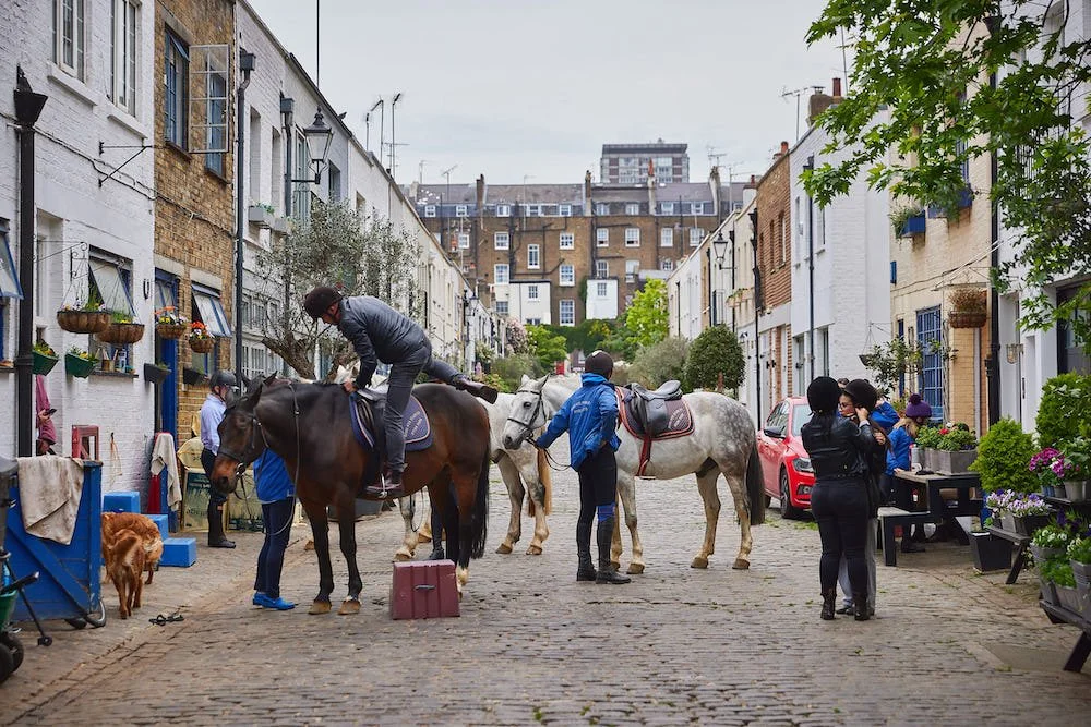 Self-guided walks — Footways