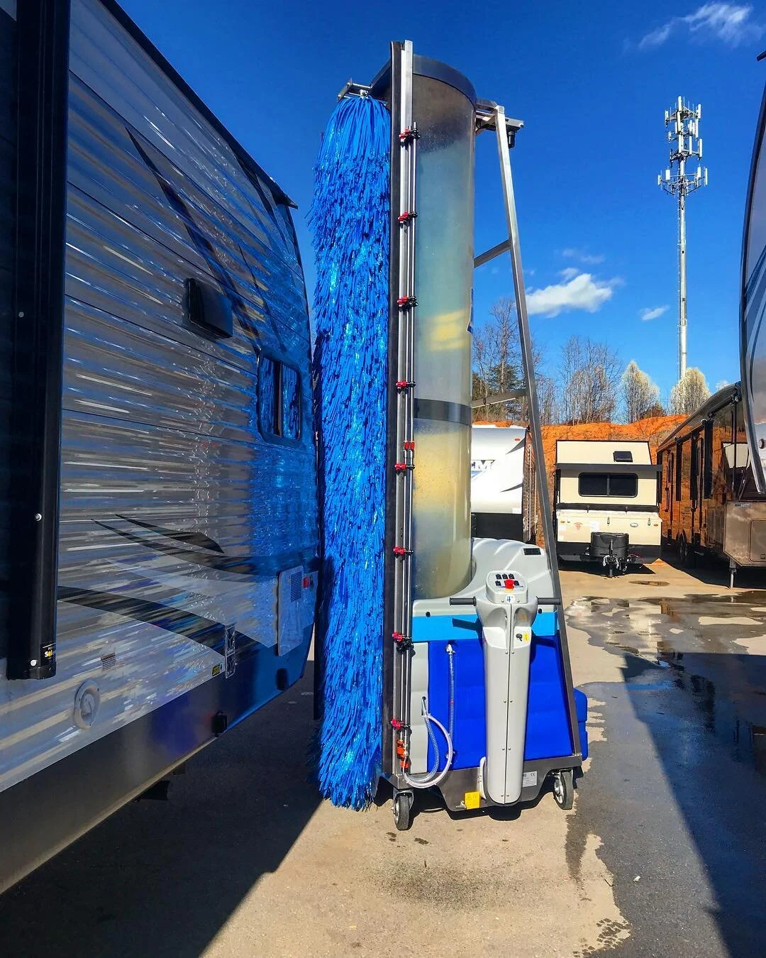 Caravans and Motorhomes — Speedywash Australia :: Vehicle Wash ...