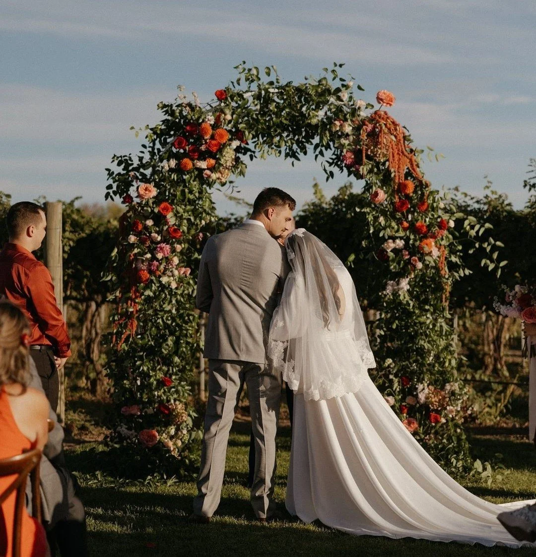 Arbors and Backdrops — Amber Lilly Event Rentals