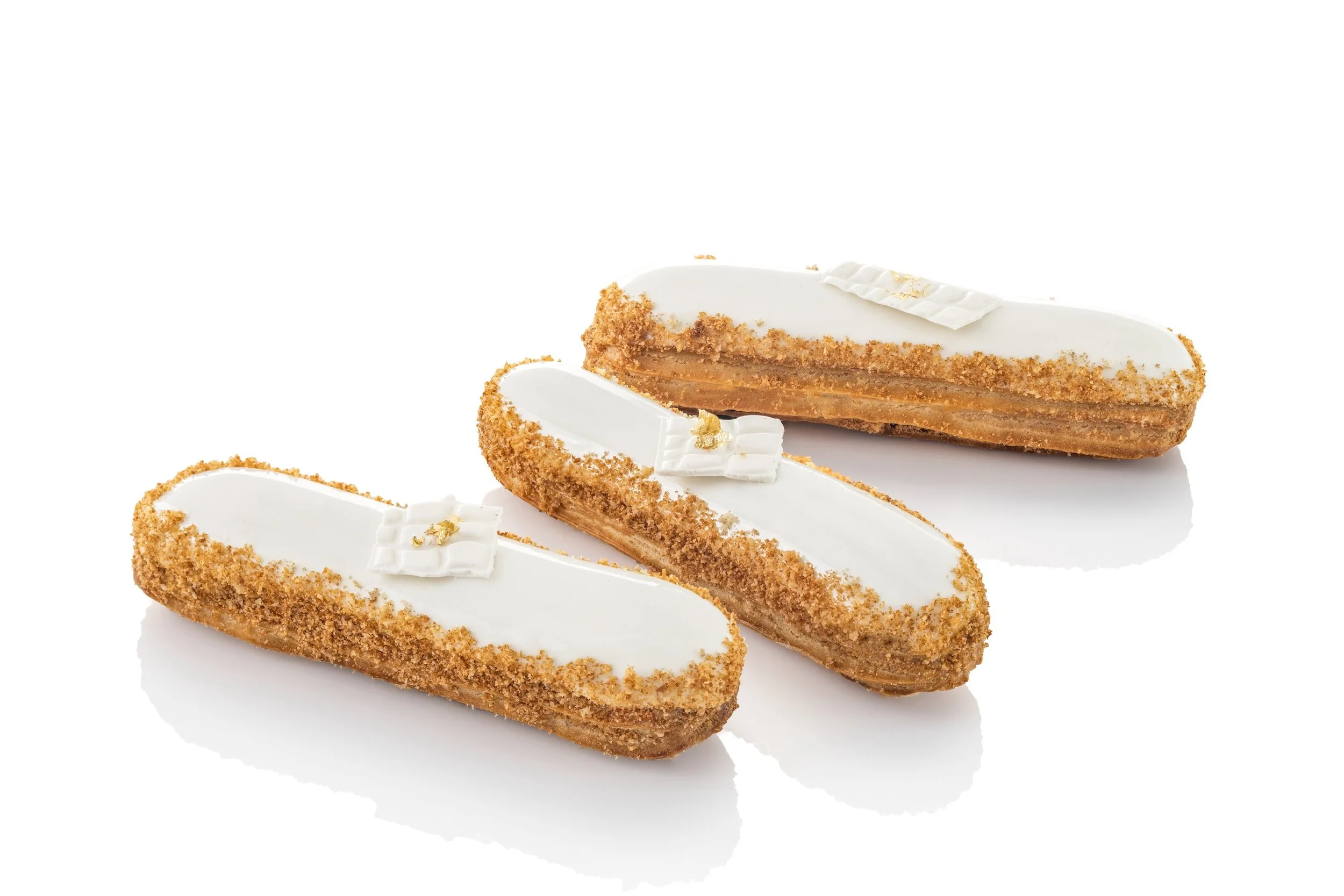 ÉCLAIR-Ā-LICIOUS — www.katrinleopako.com