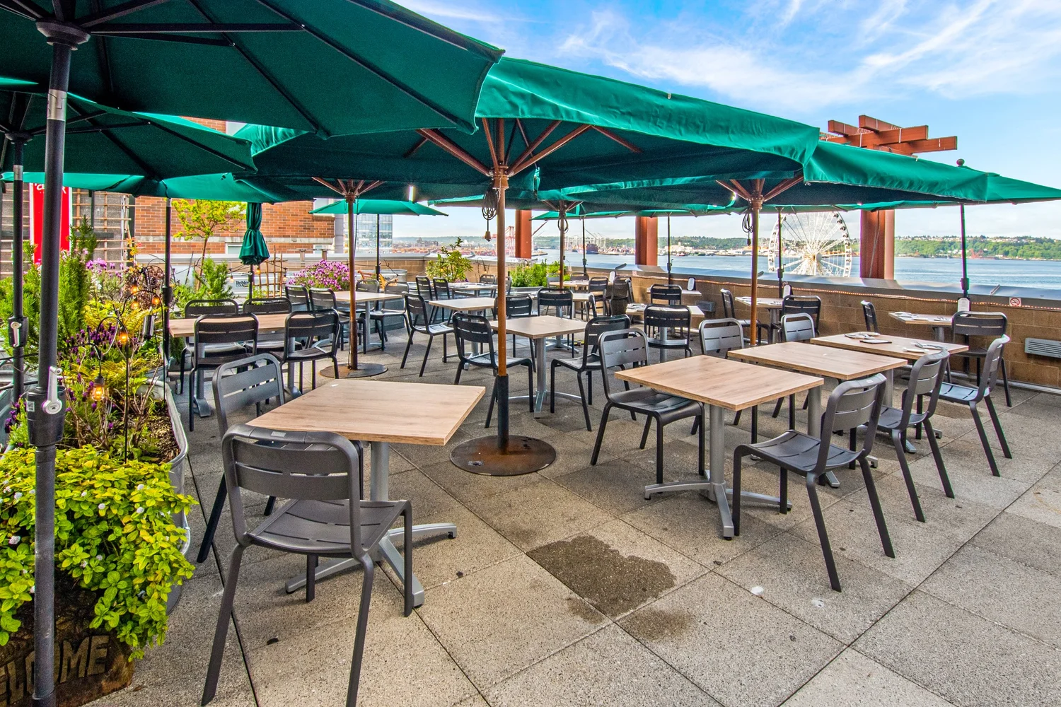 View Patio and Outdoor Seating — Maximilien - French Romantic ...