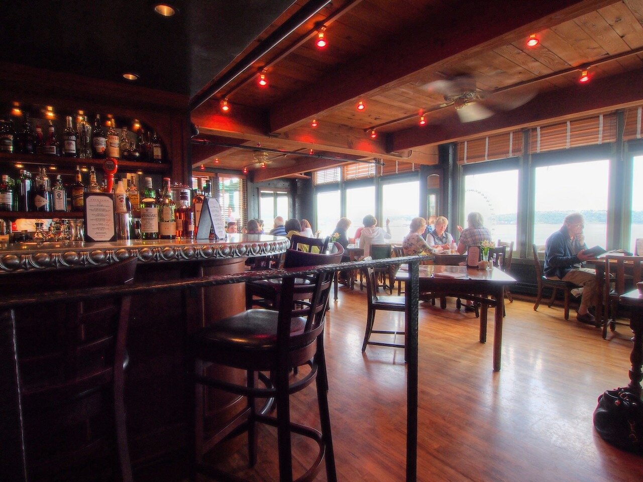 Bar, Lounge & Happy Hour — Maximilien - French Romantic Restaurant ...