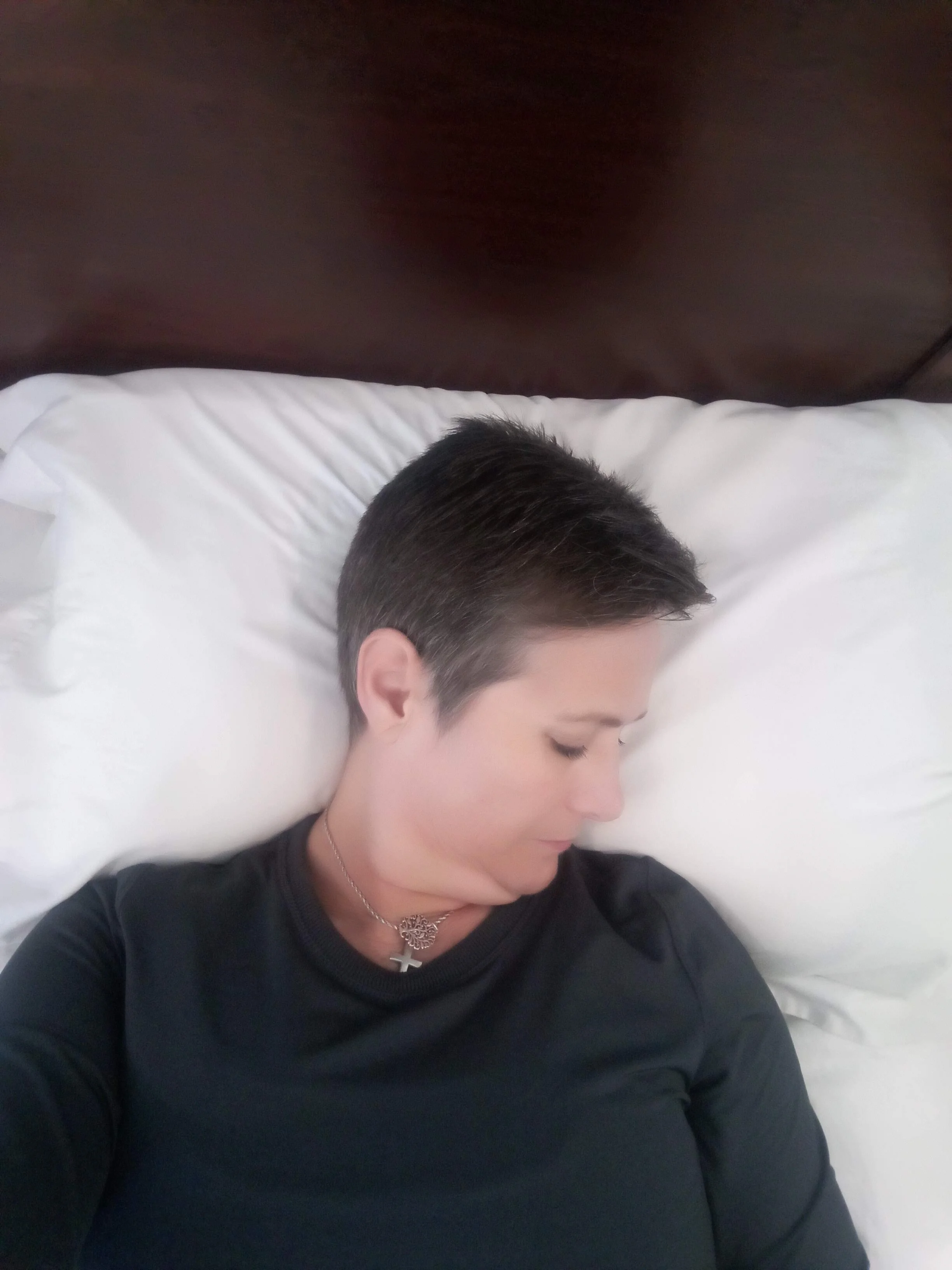 5 Simple neck stretches you can do on your bed — InHouse Pilates - Live ...