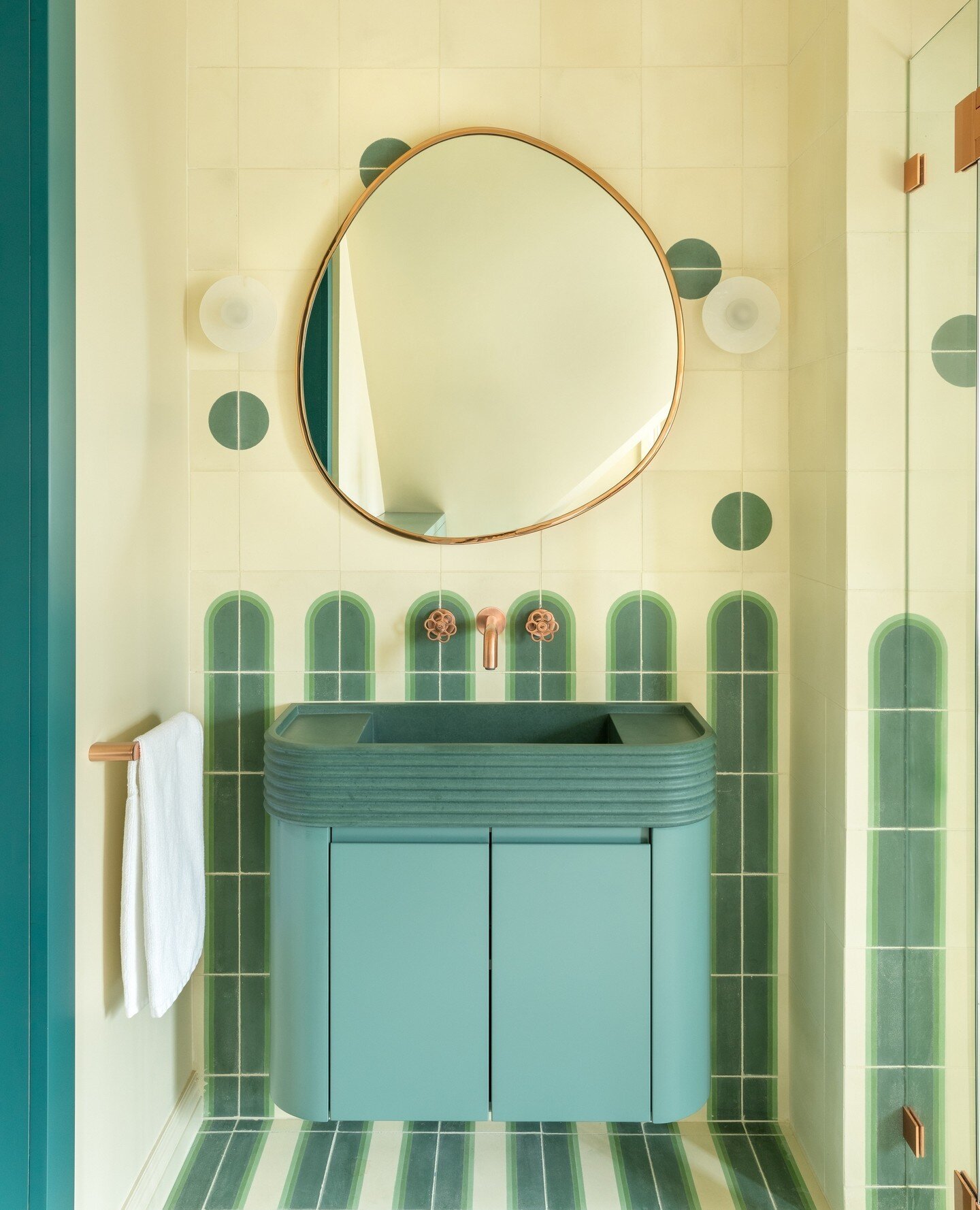 Refreshing pink bathroom ideas | Kast Concrete Basins