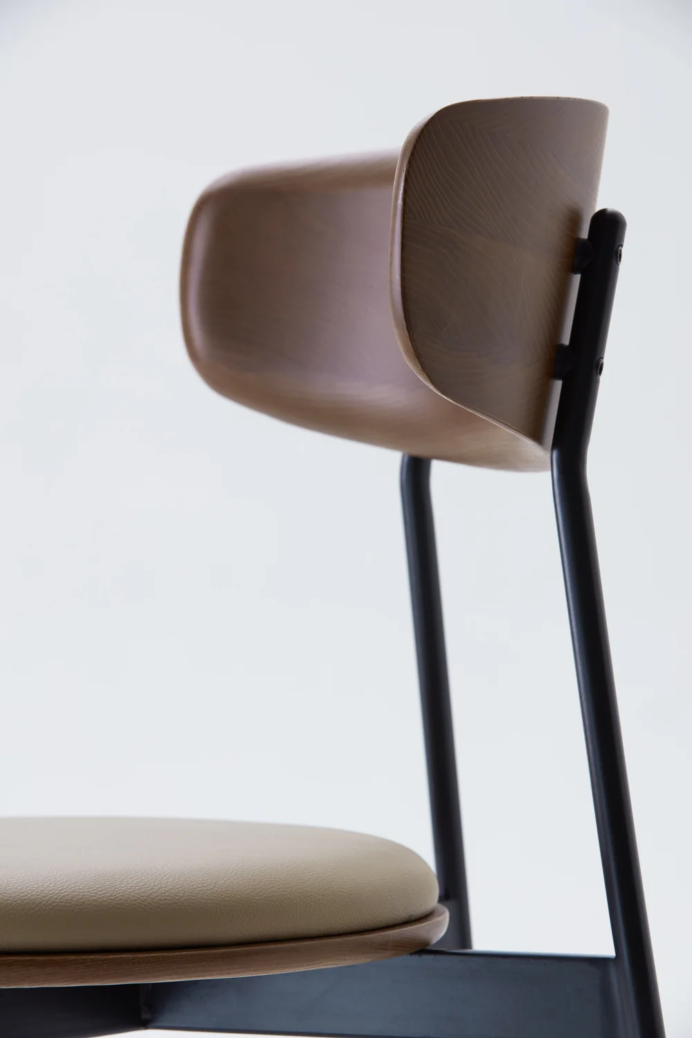 STARBUCKS Coffee chair — YUHSIEN DESIGN STUDIO