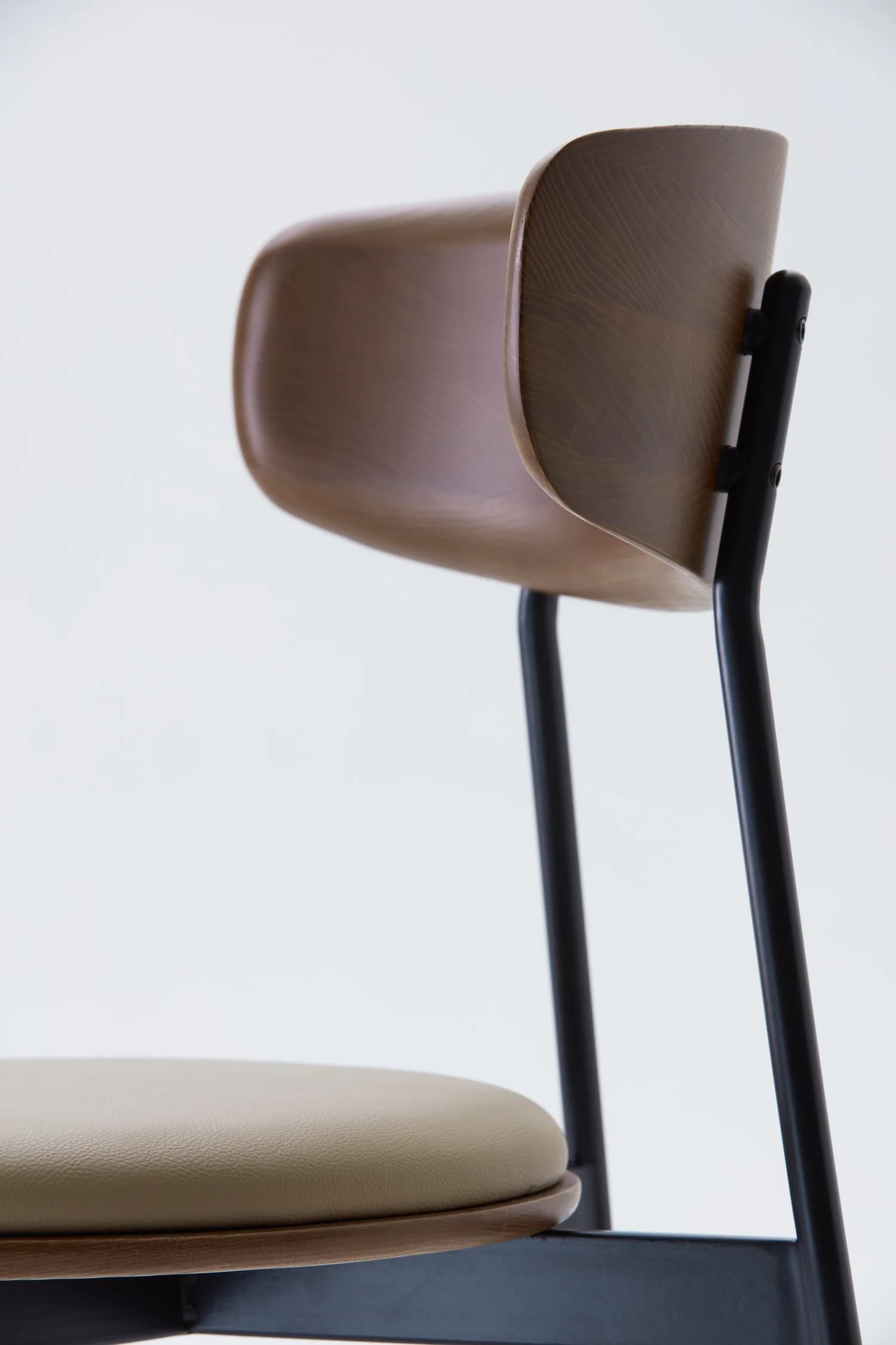 STARBUCKS Coffee chair — YUHSIEN DESIGN STUDIO