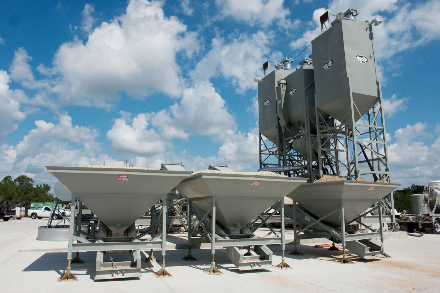 Cemco: Mobile Aggregate Feeder Belts — CEMCO: Leading manufacturer of ...