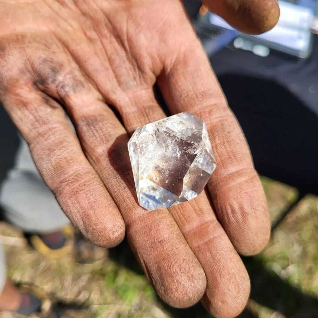 Free Digs for Mineral Clubs — Diamond Mountain Mining, Ltd.