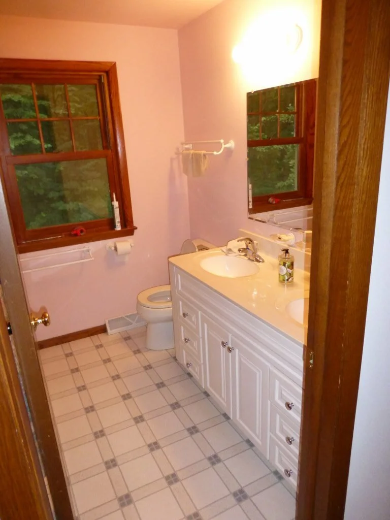 Gallery 3 — inside the box design