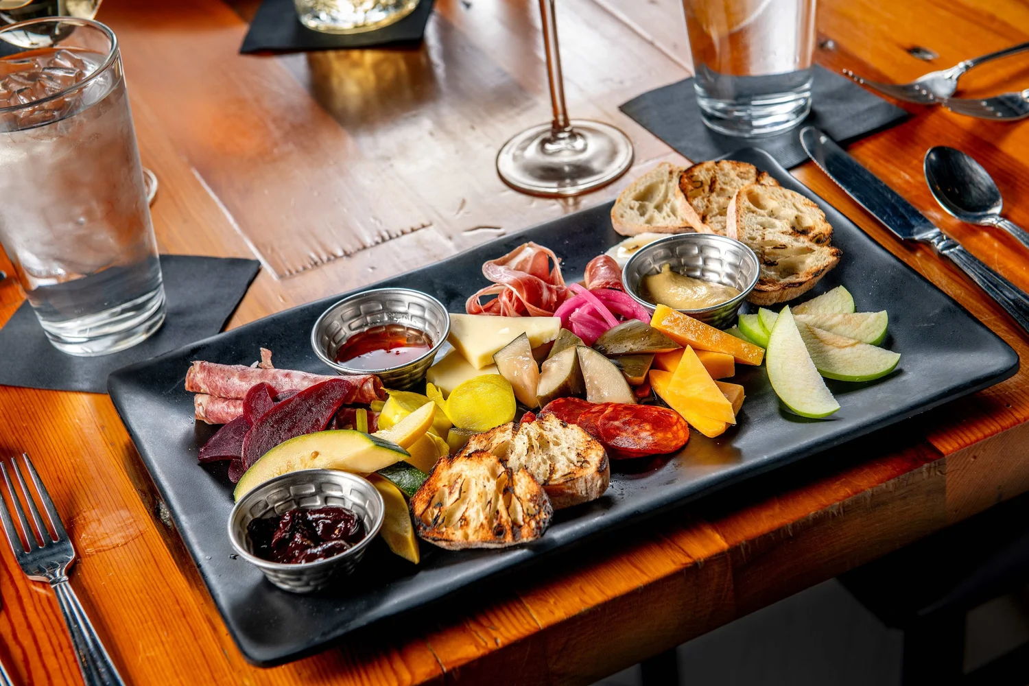 Gallery — 1010 Bridge Restaurant