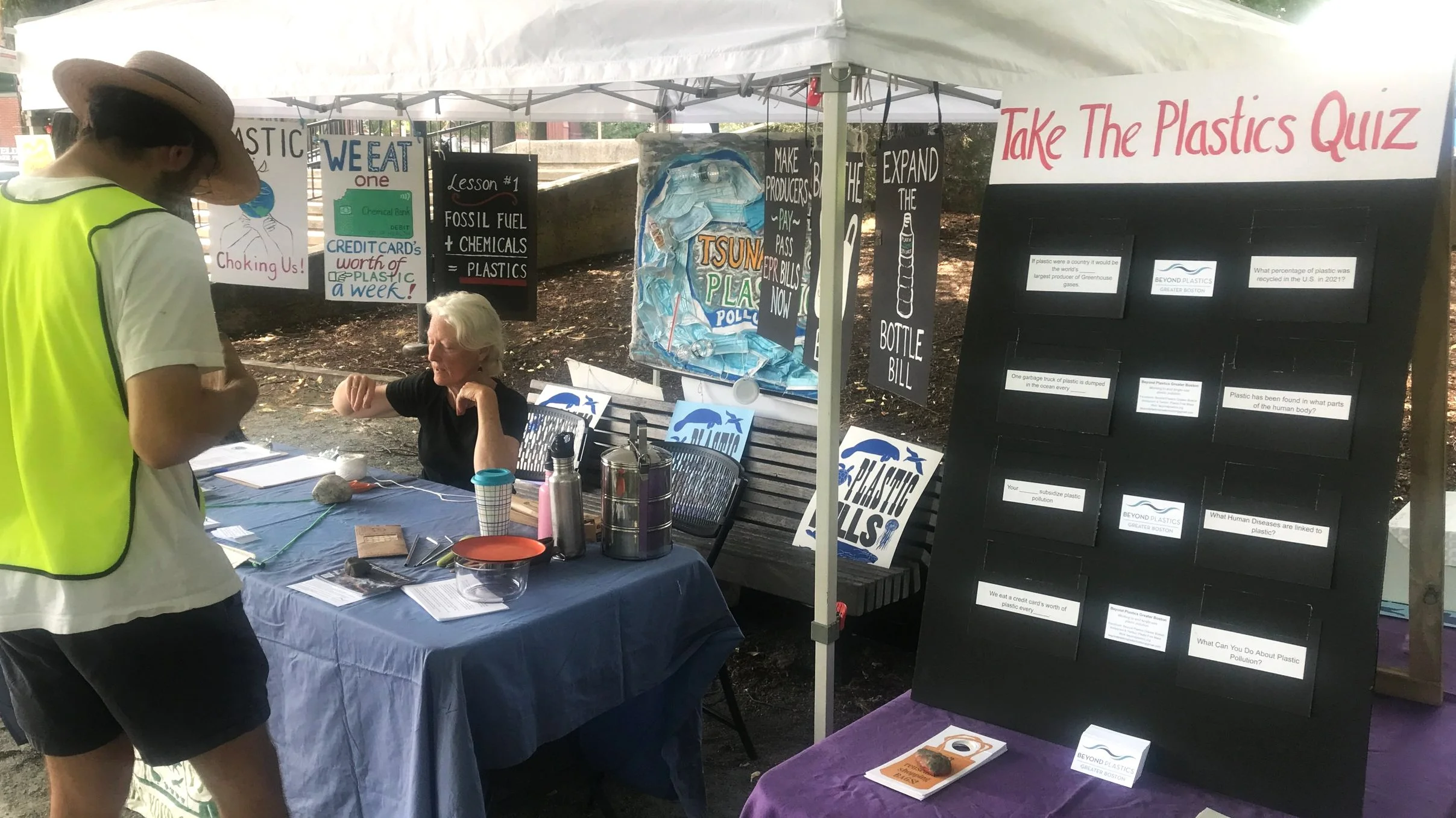 HOW TO CREATE AN EYE-CATCHING & ENGAGING EVENT TABLE DISPLAY — Beyond ...