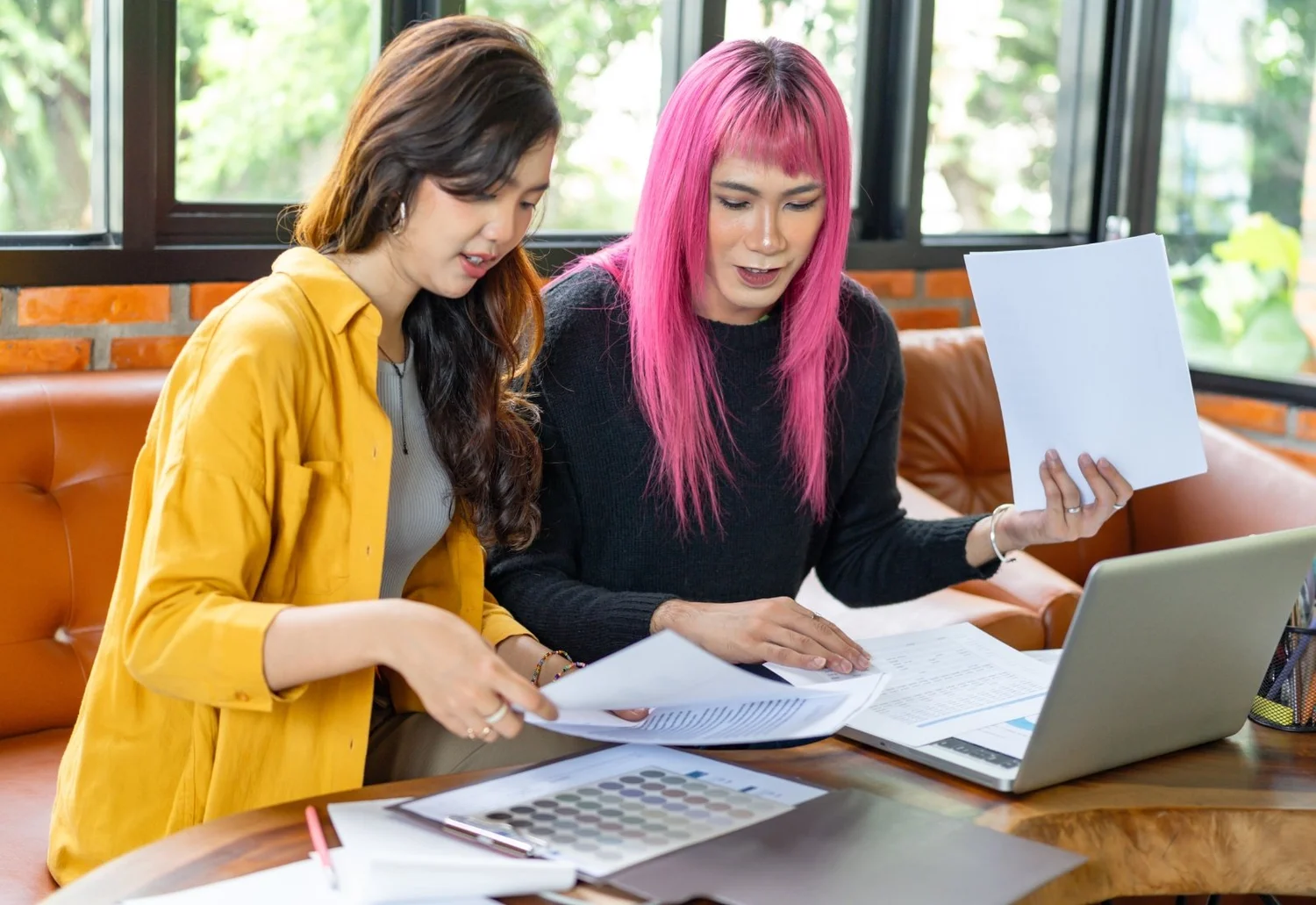 Supporting Employee Gender Transition in the Workplace [Guide]