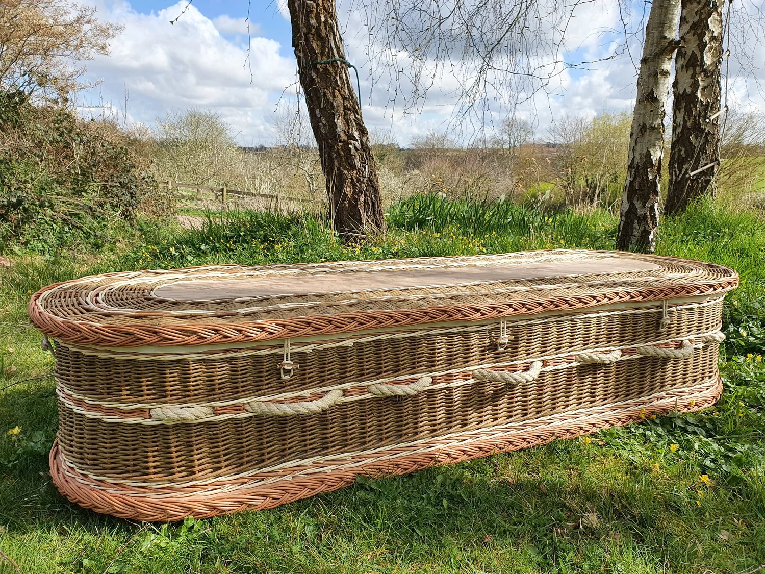 Willow (wicker) coffins, handmade in the UK — Wild Heart Willow Coffins