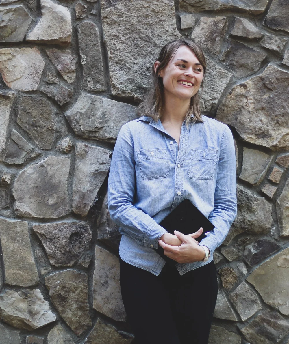 About — Movement, Meditation & Writing | Kelly Barrett