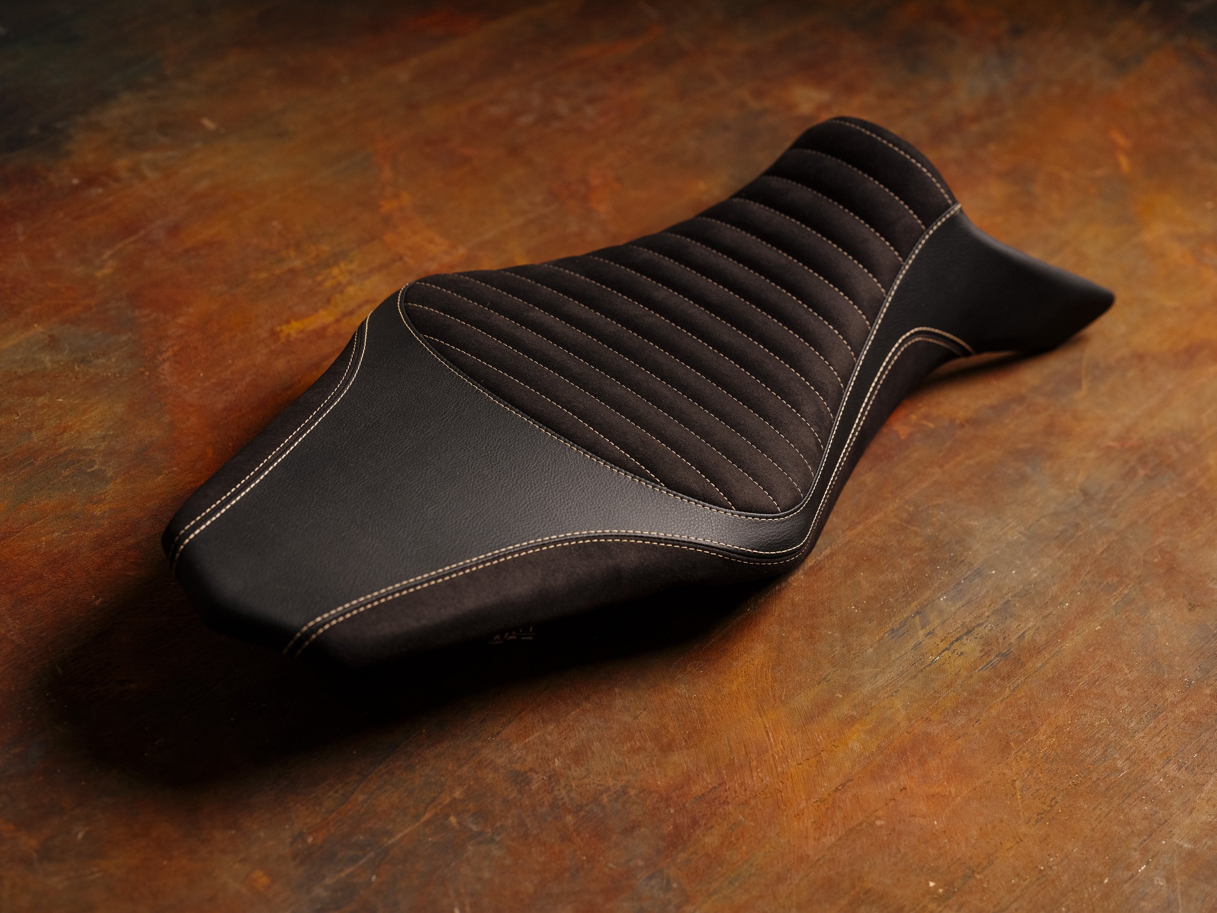 Yamaha MT07 Custom Seat | Custom Trim — KELPI CUSTOM MOTO
