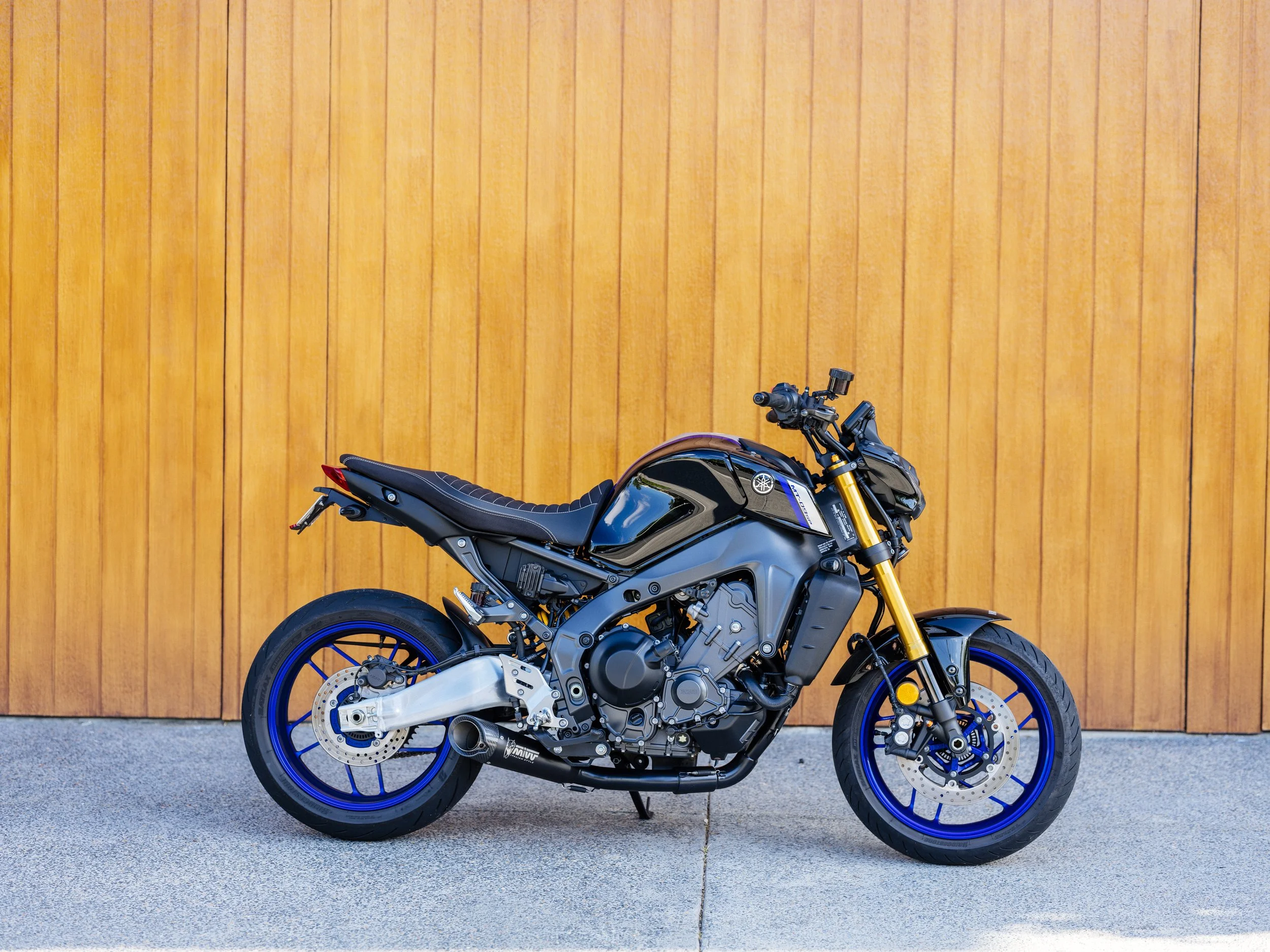 Custom Comfort Seat for the Yamaha MT07 — KELPI CUSTOM MOTO