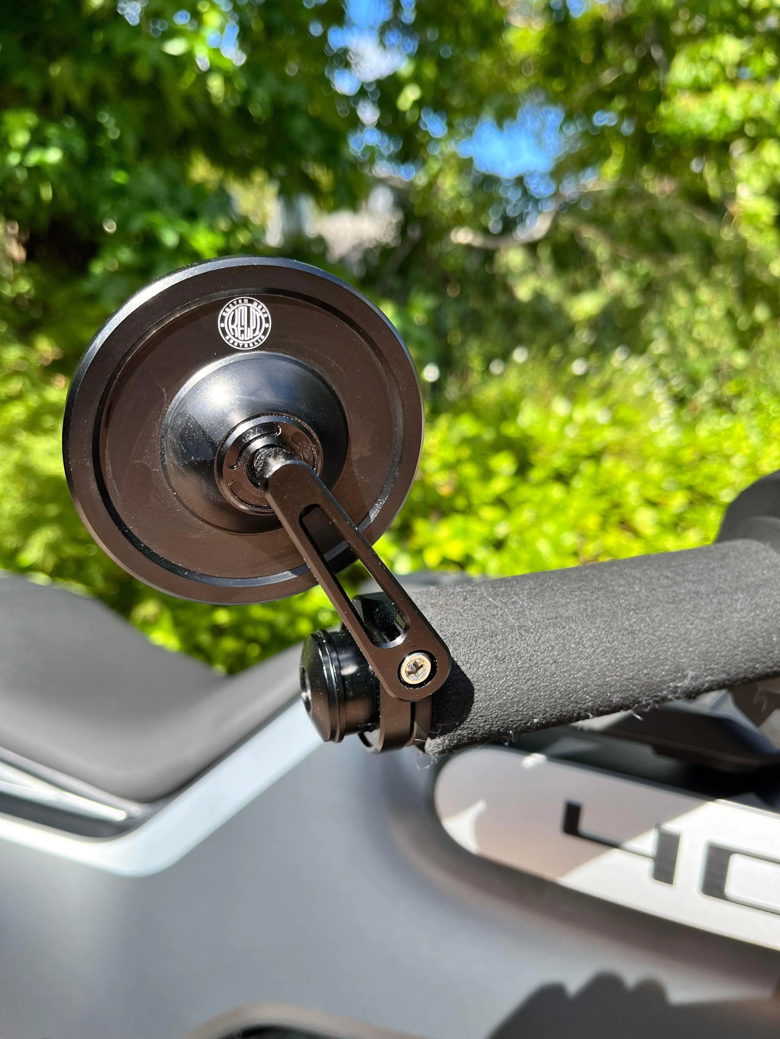 Motorcycle Bar End Mirrors | Hindsight — KELPI CUSTOM MOTO
