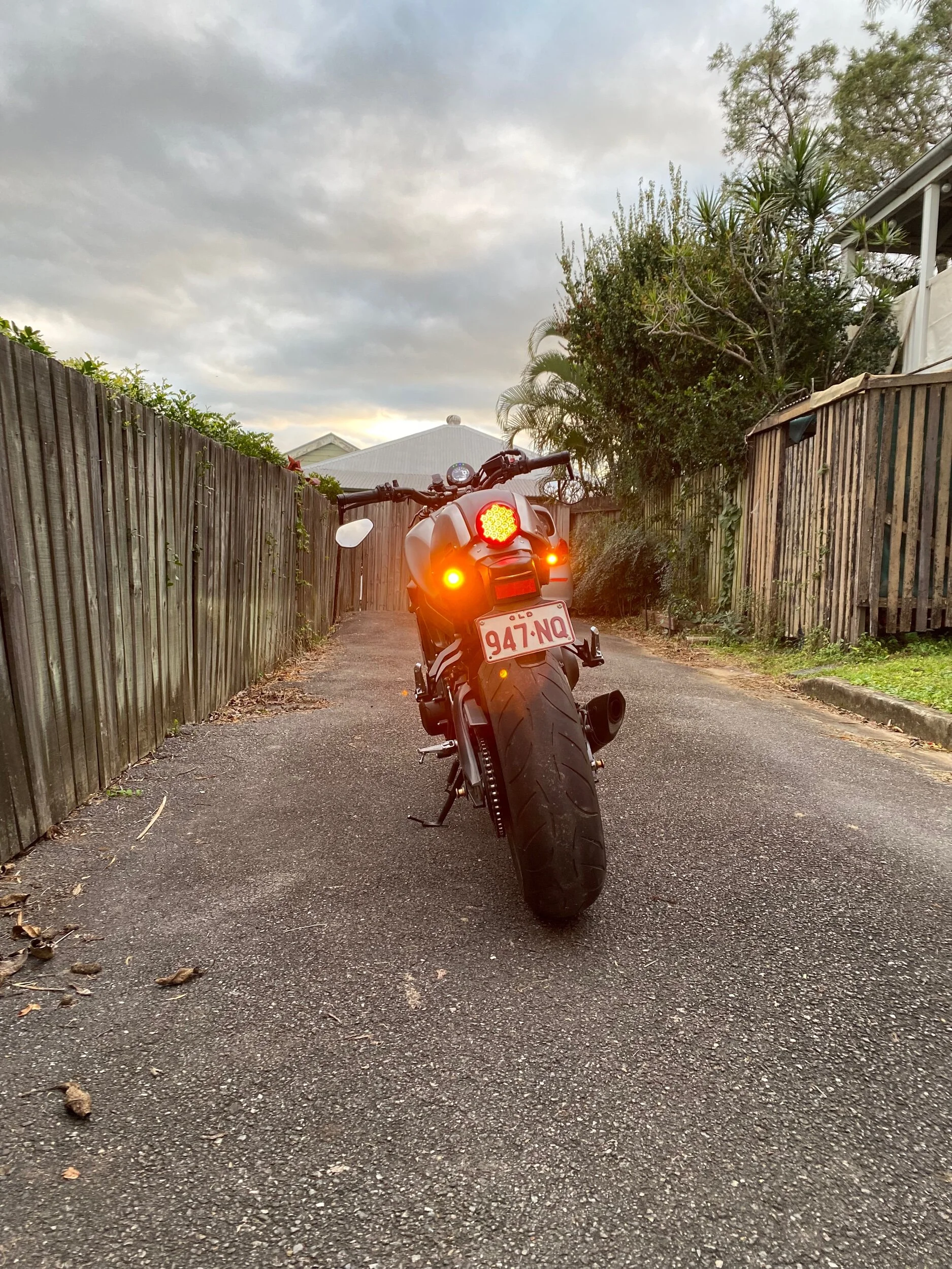 7" LED Motorcycle Headlight | Clearway — KELPI CUSTOM MOTO