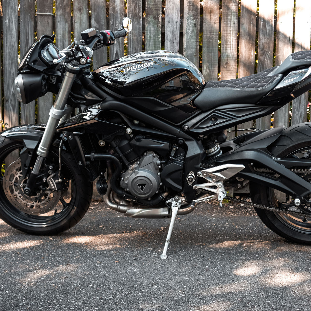 Triumph Street Triple 765/660 Stainless Slip-On Exhaust — KELPI CUSTOM MOTO